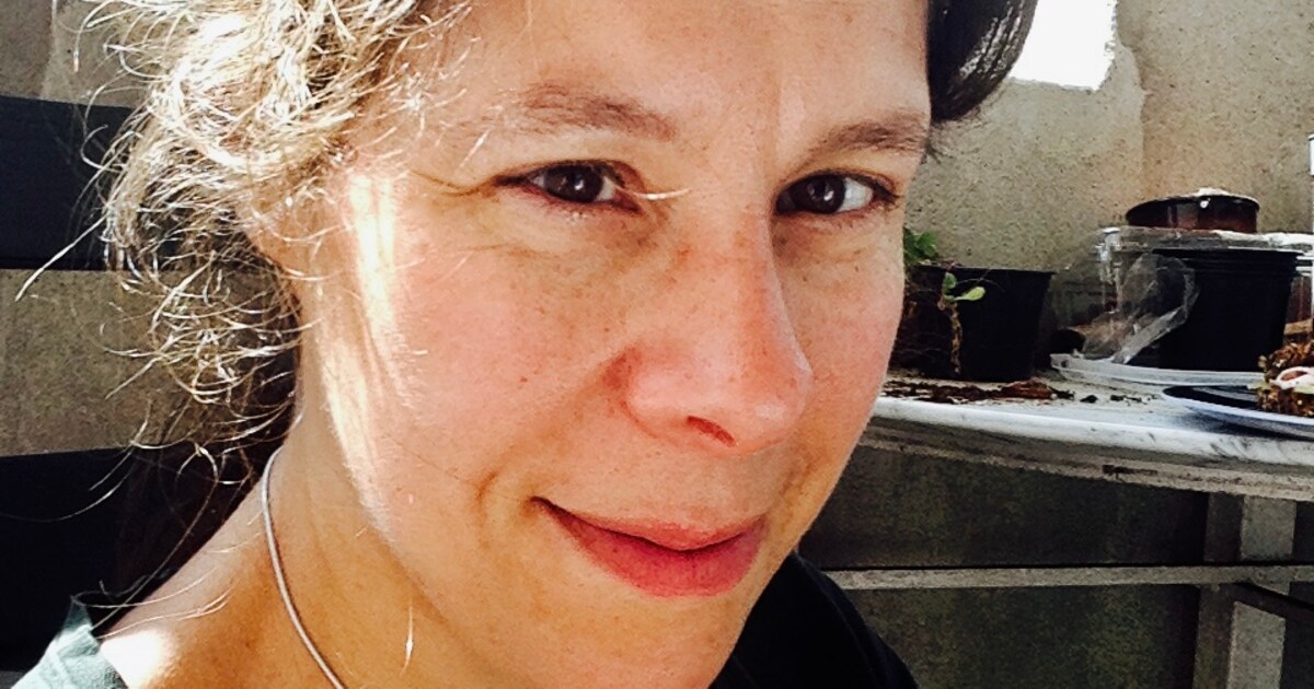 ‘Waarom krijgen we toch altijd ruzie als ik de krant lees?!’ | de ...