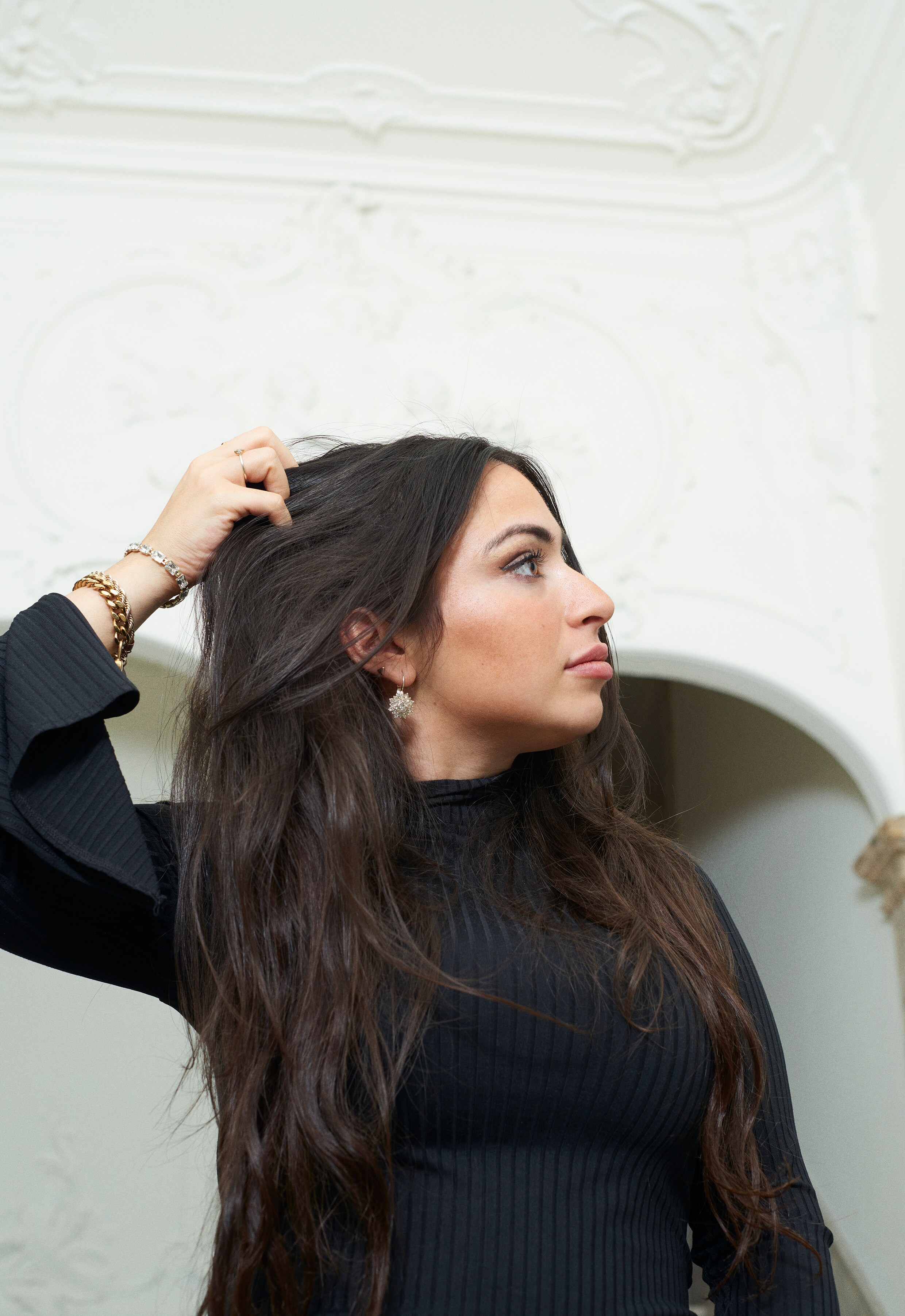 Lale Gül schreef een boek over haar streng islamitische opvoeding en ...