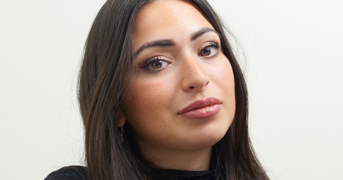 Lale Gül, die kritisch boek schreef over Turks-Nederlandse gemeenschap, ontvlucht ouderlijk huis ...