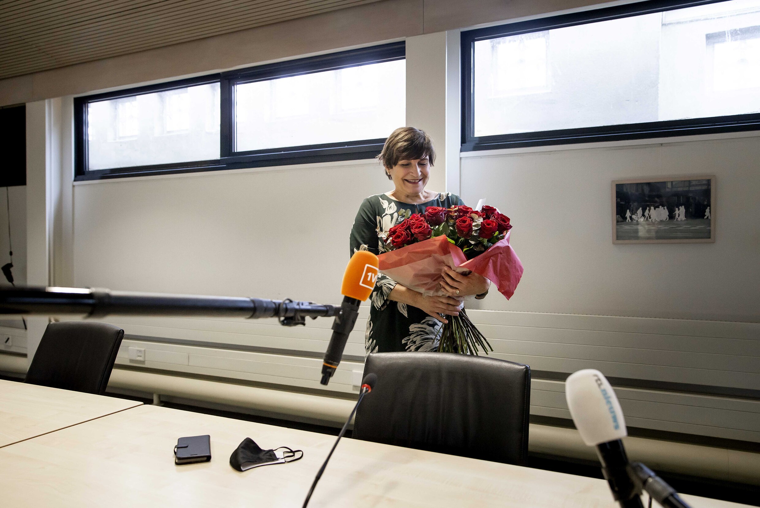 De stoelendans begint: wie schuiven er aan bij Rutte en Kaag? | de ...