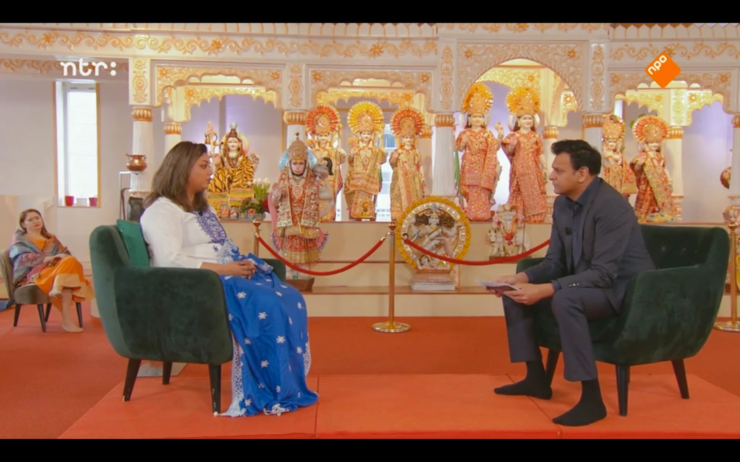 De interessante gasten in ‘Holi’ kregen net te weinig tijd om echt hun ...