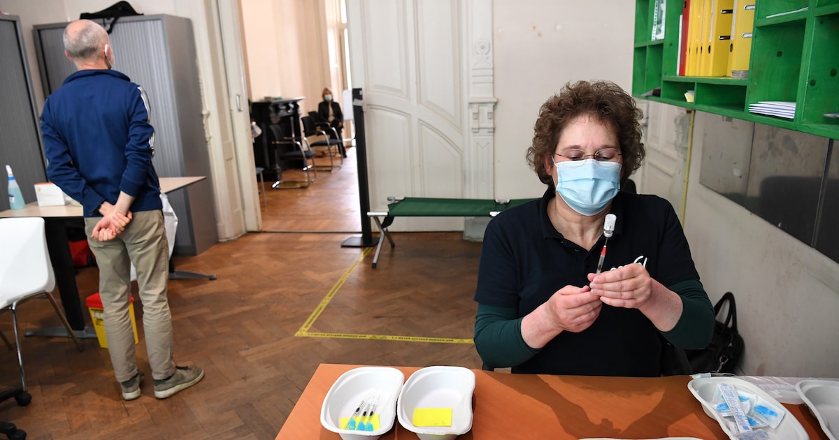 Alweer een covidbooster op komst: heeft dat nog zin? | de Volkskrant