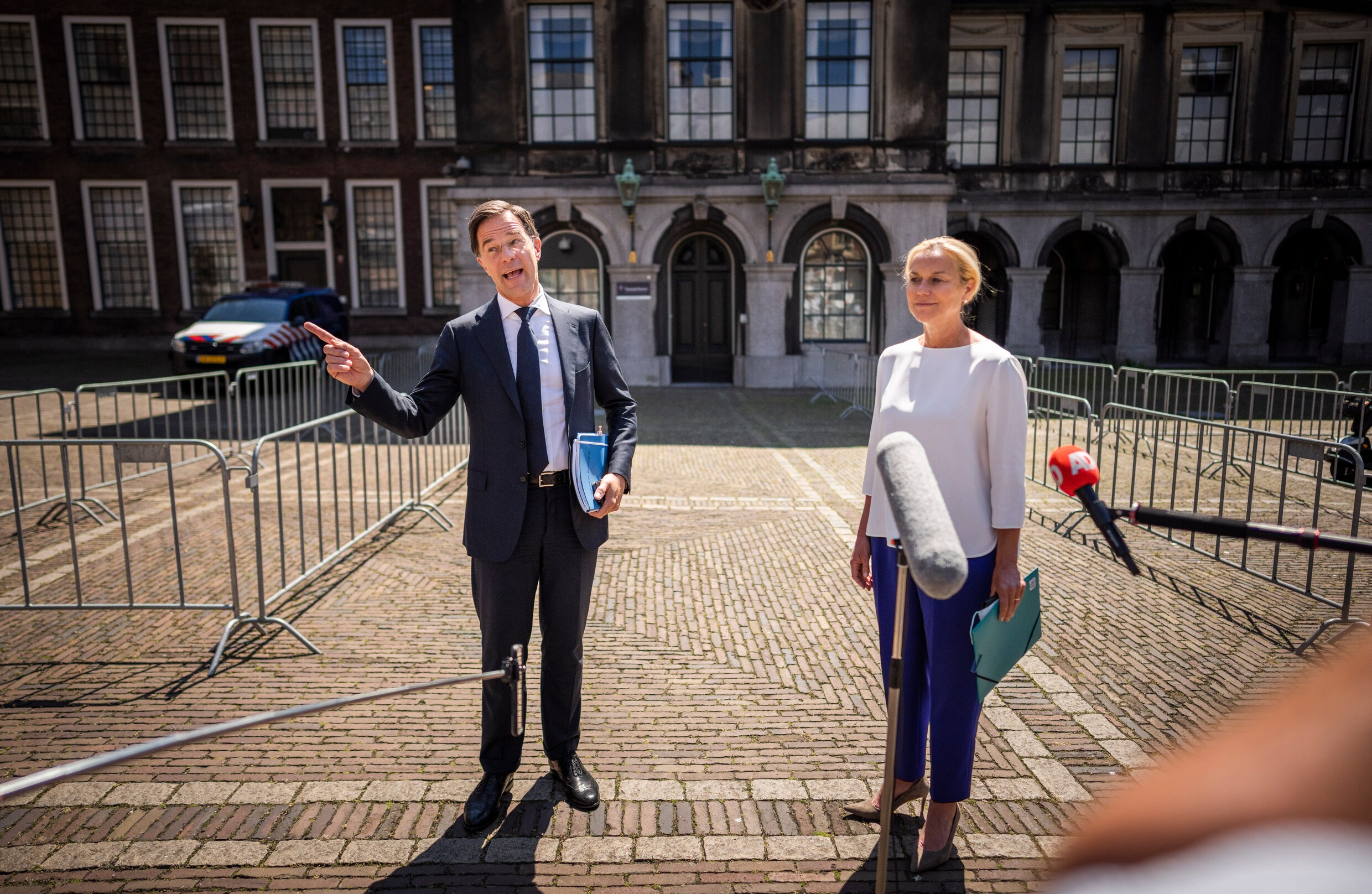 Opinie: ‘Ploumen, Klaver en consorten: ontwaak uit de zomerslaap en ...