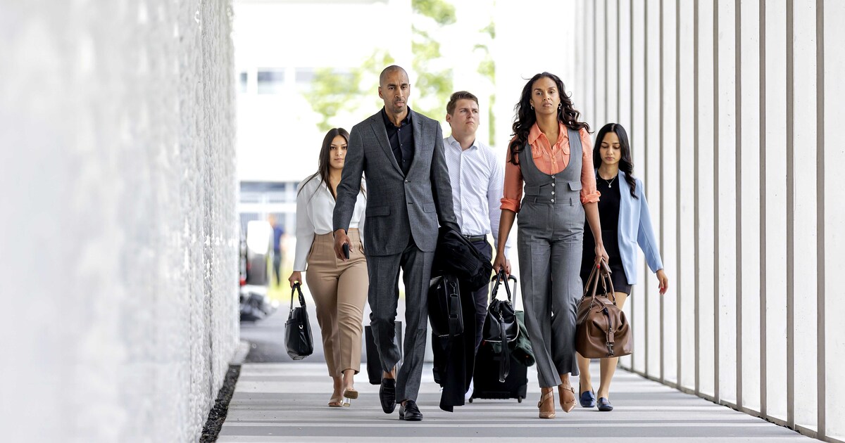 Vader Derk Wiersum spreekt verdachten toe: ‘Heeft u door dat u ...