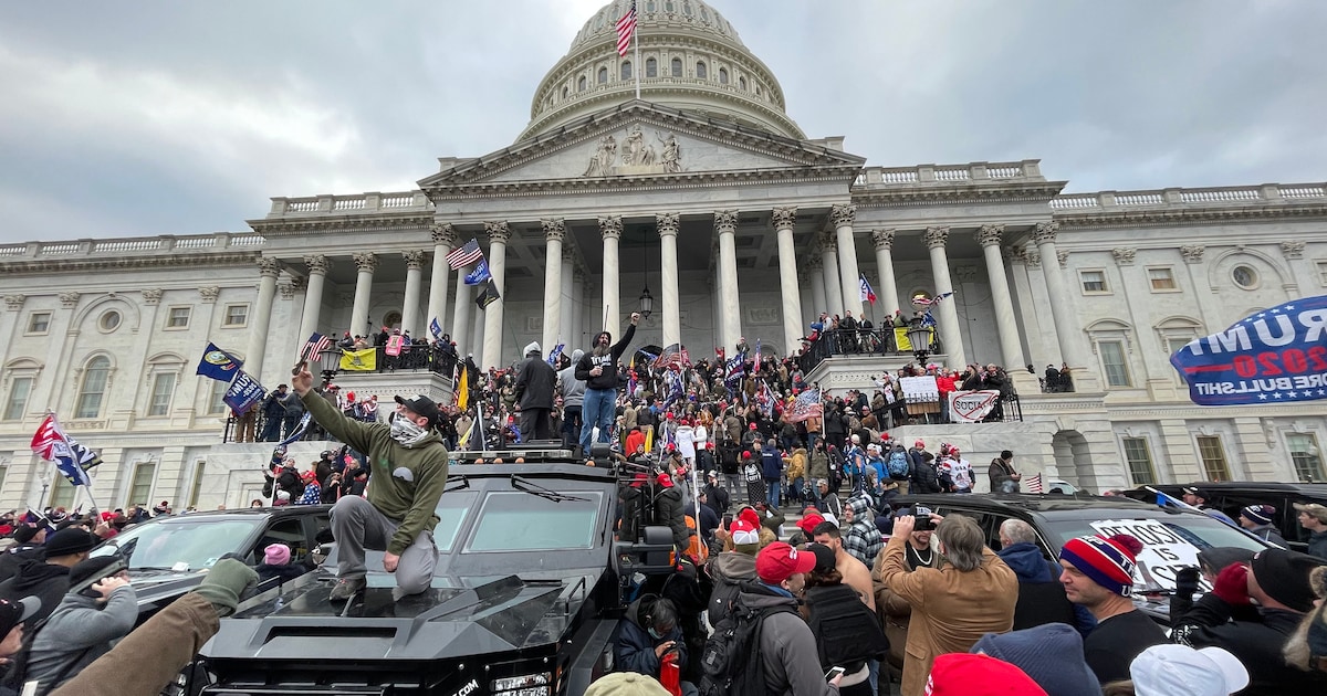 Ruim 40.000 uur videobeelden van bestorming Capitool vrijgegeven ...