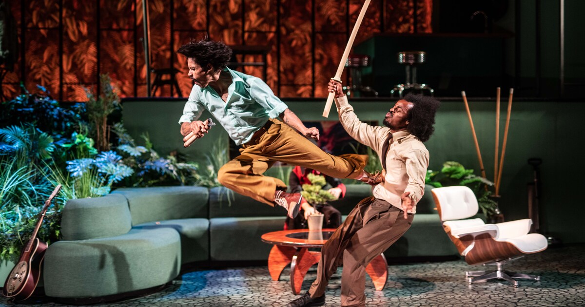 In Knock-out worden de zes performers fysiek tot ongekende hoogte ...