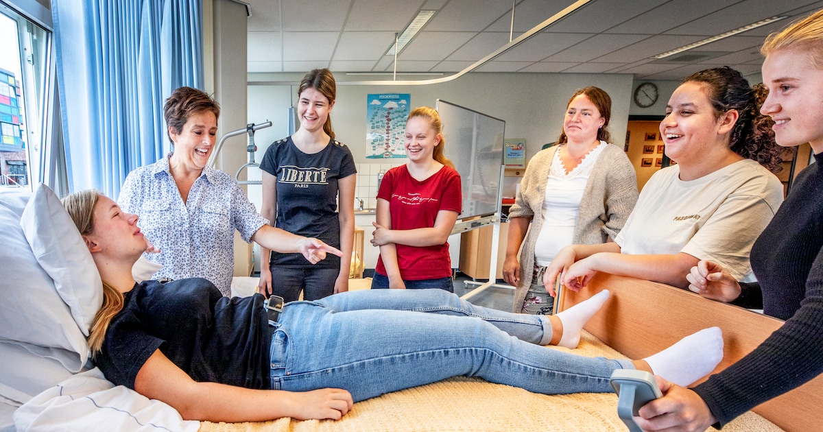 Opinie: Om de zorg aantrekkelijk te maken, moet die meer openstaan voor innovatie en diversiteit ...