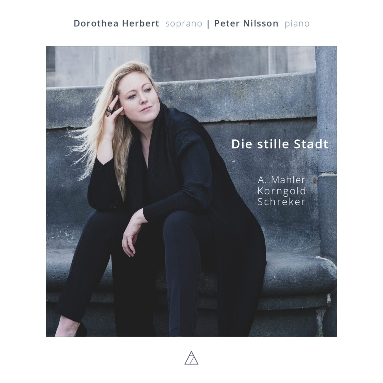 Sopraan Dorothea Herbert en pianist Peter Nilsson vinden in Die stille ...