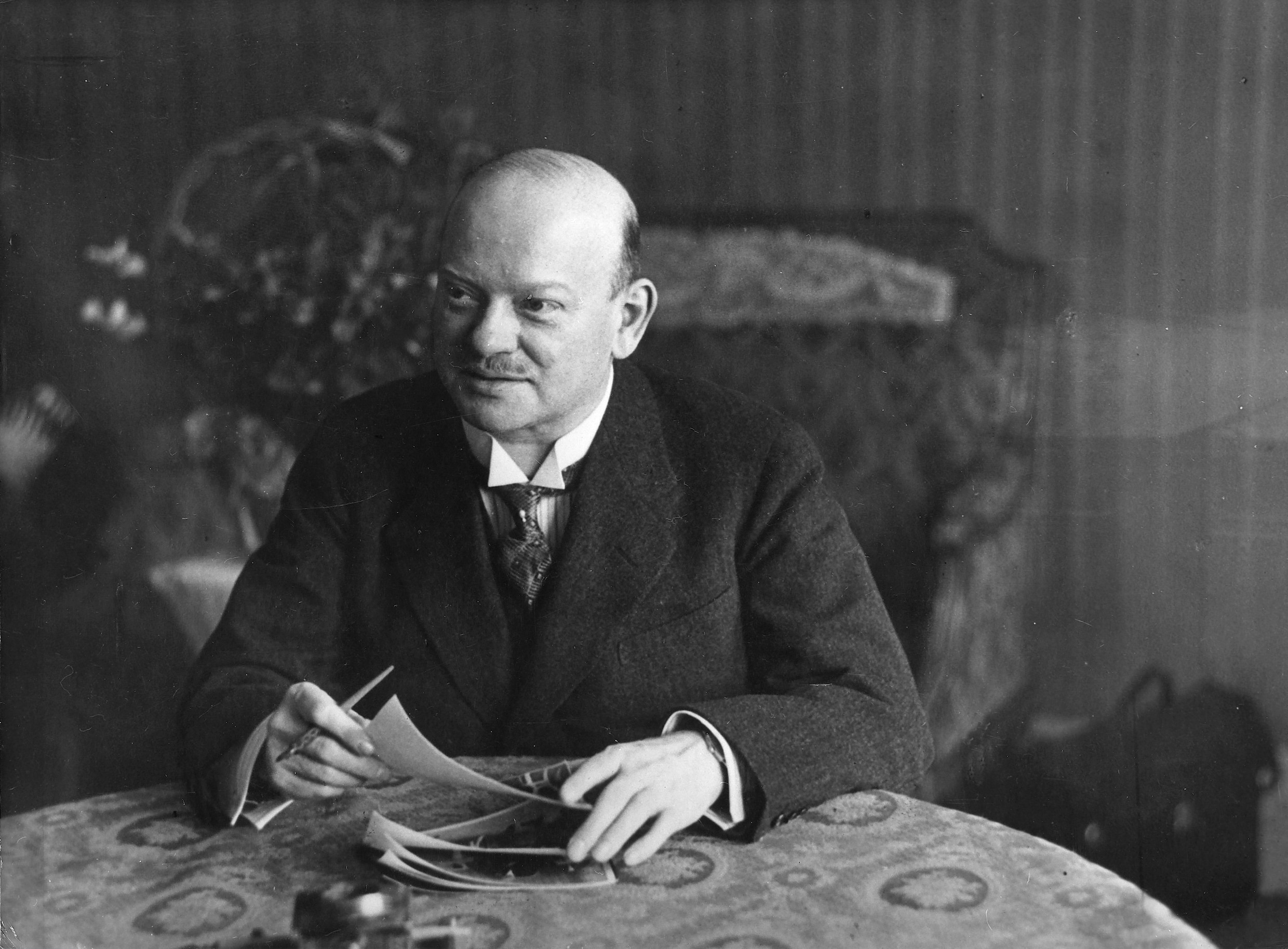 De dood van Gustav Stresemann is een slag voor ‘gansch Duitsland’ | de ...