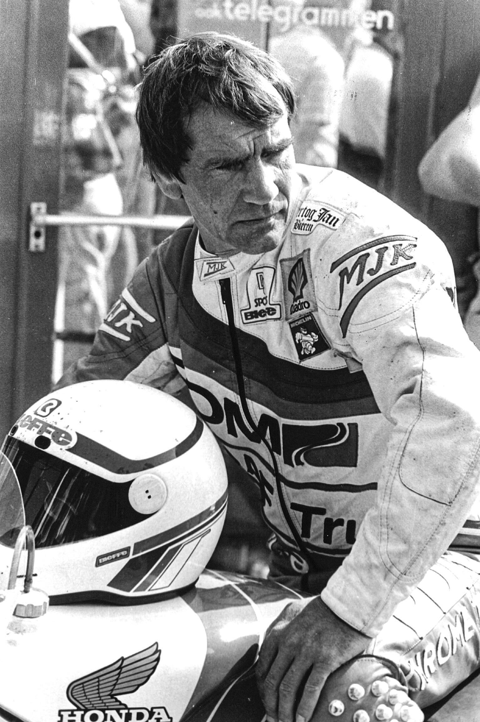 Bulldozermachinist uit Ammerzoden werd een icoon van de motorsport | de ...