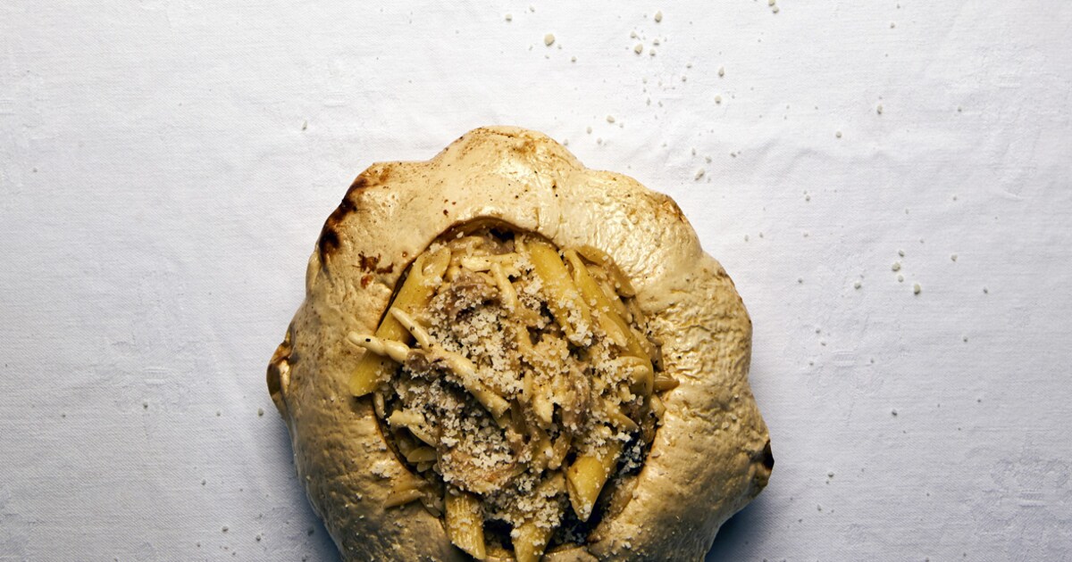 Deze gevulde patissonpompoen is eetbaar sprookjesservies | de Volkskrant