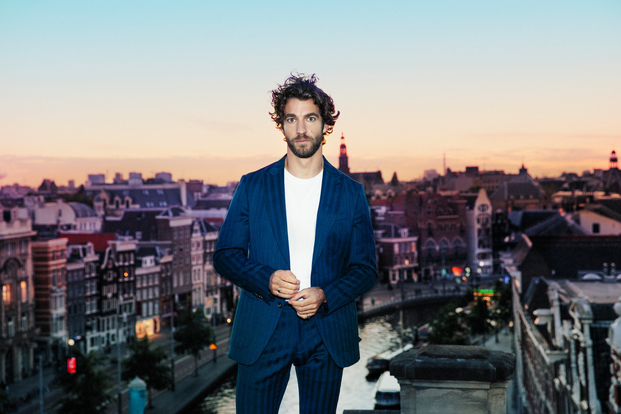 Dirigent Lorenzo Viotti vertrekt alweer bij De Nationale Opera | de ...