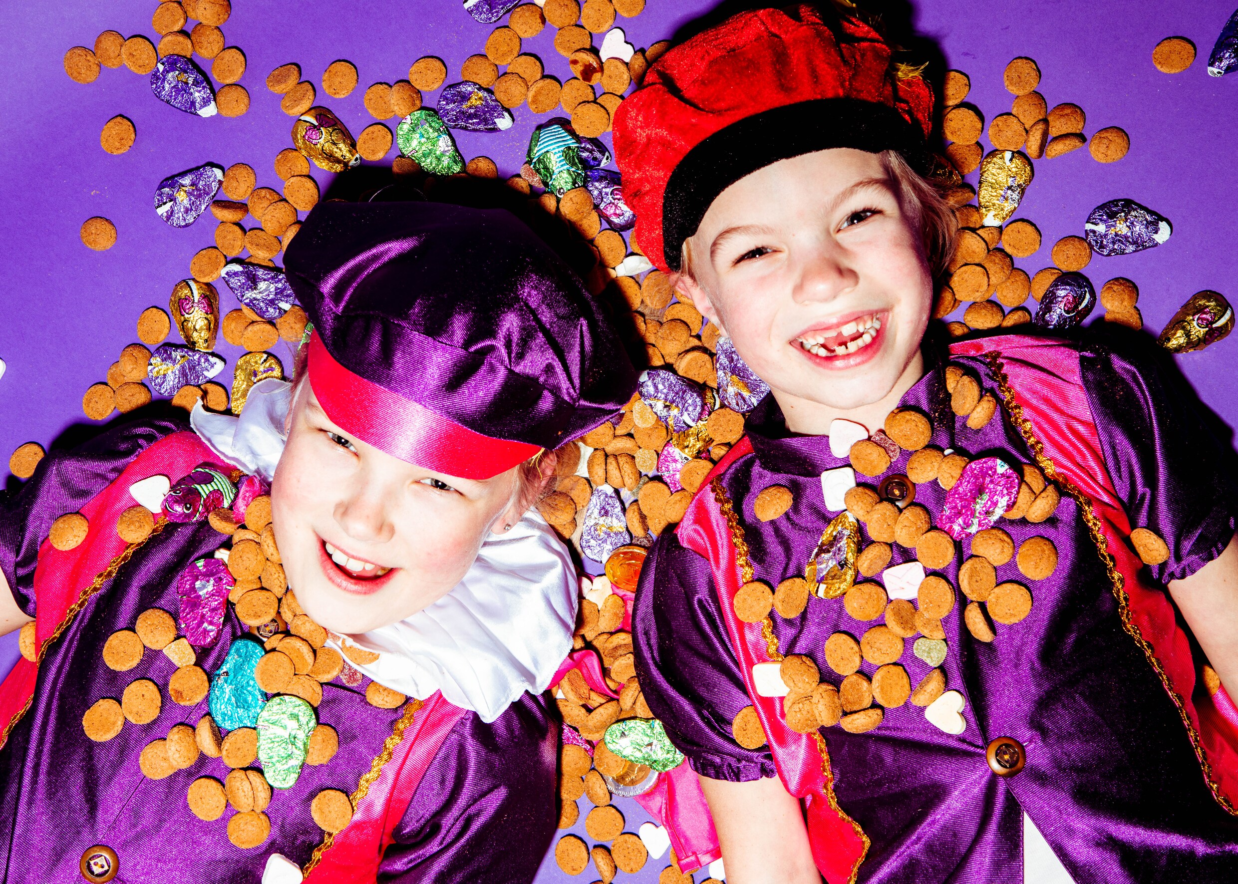 We eten deze Sinterklaas weer 35 miljoen blaartrekkend zoete kikkers en ...