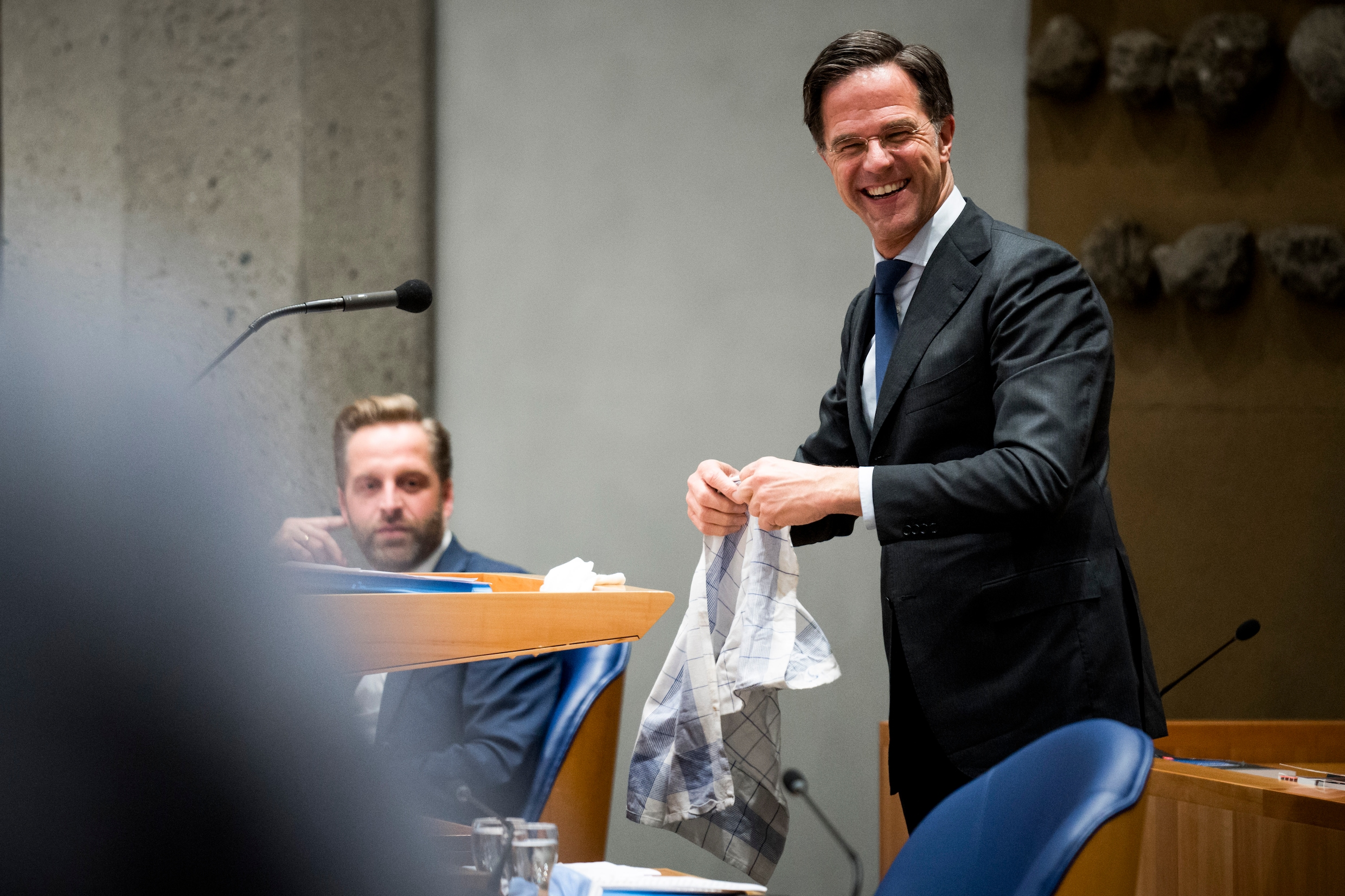 Altijd meebewegen, standpunten zijn nooit hard: de politieke stijl van ...