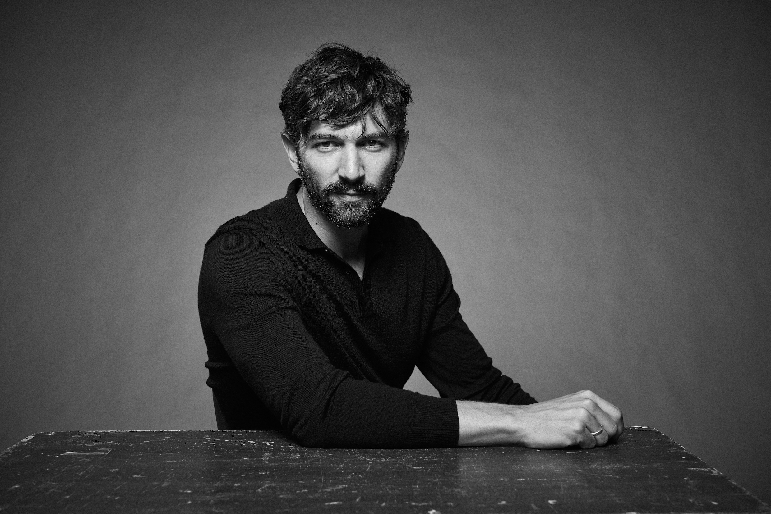 Michiel Huisman: ‘Ik speel graag heftige rollen, maar daarna wil ik ...