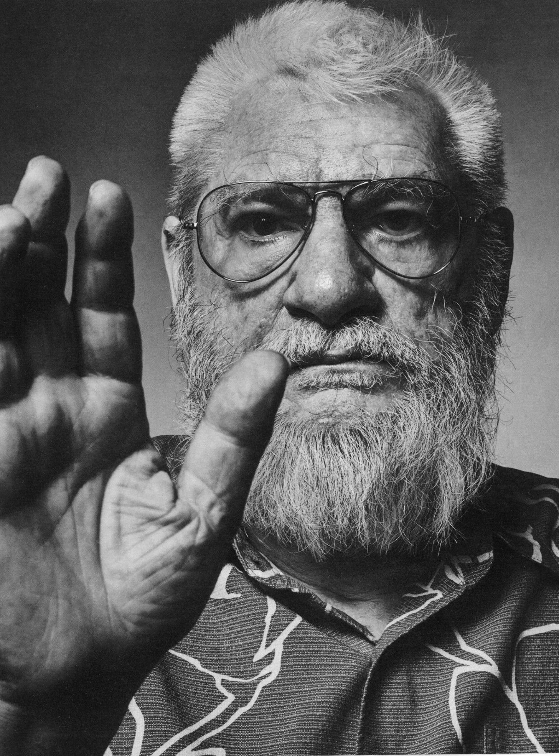 Kunstenaar Dan Graham (1942-2022) was met zijn maatschappelijke kritiek ...