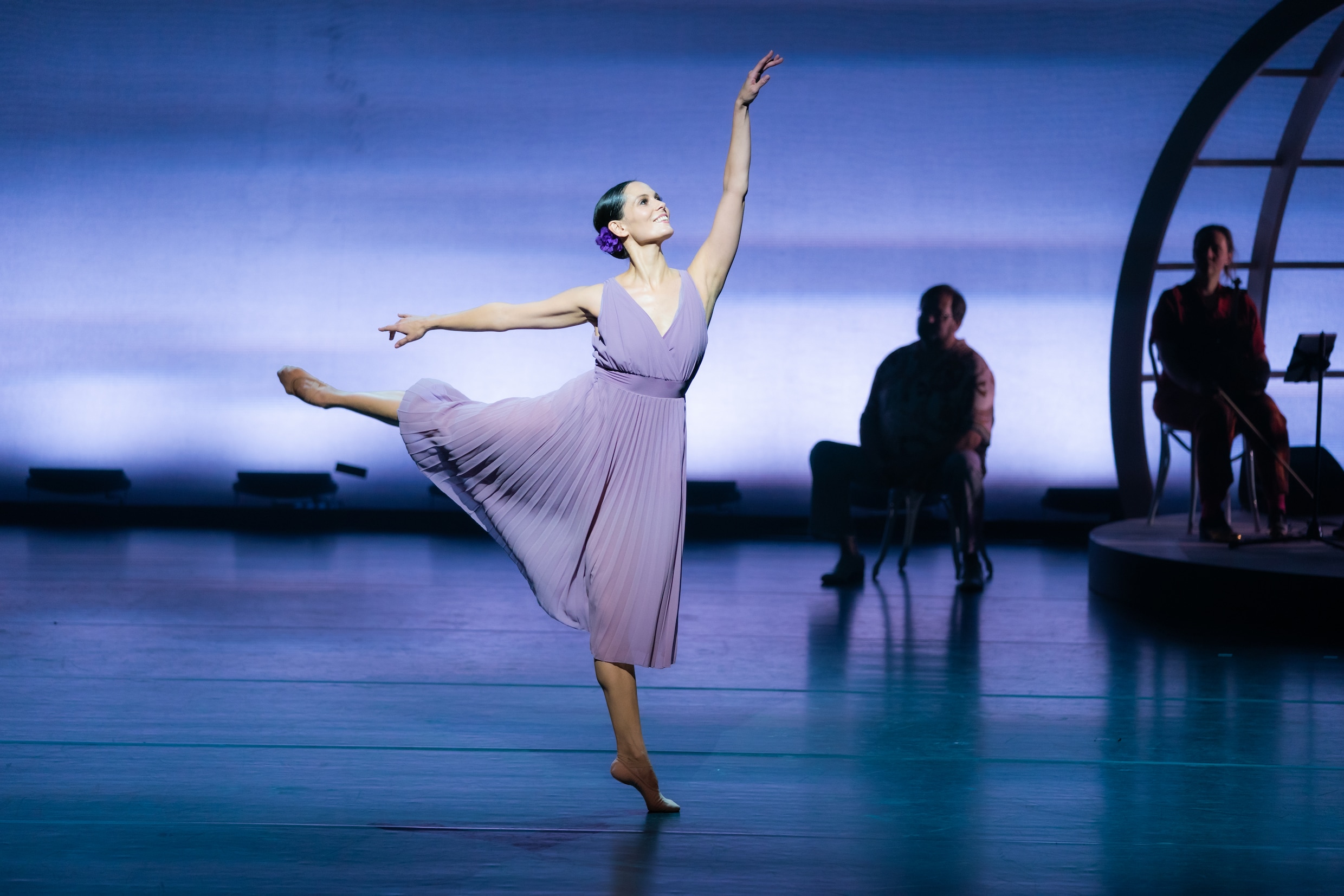 Igone de Jongh, ’s lands bekendste ballerina staat weer op de planken ... Igone de Jongh, ’s lands bekendste ballerina staat weer op de planken ...