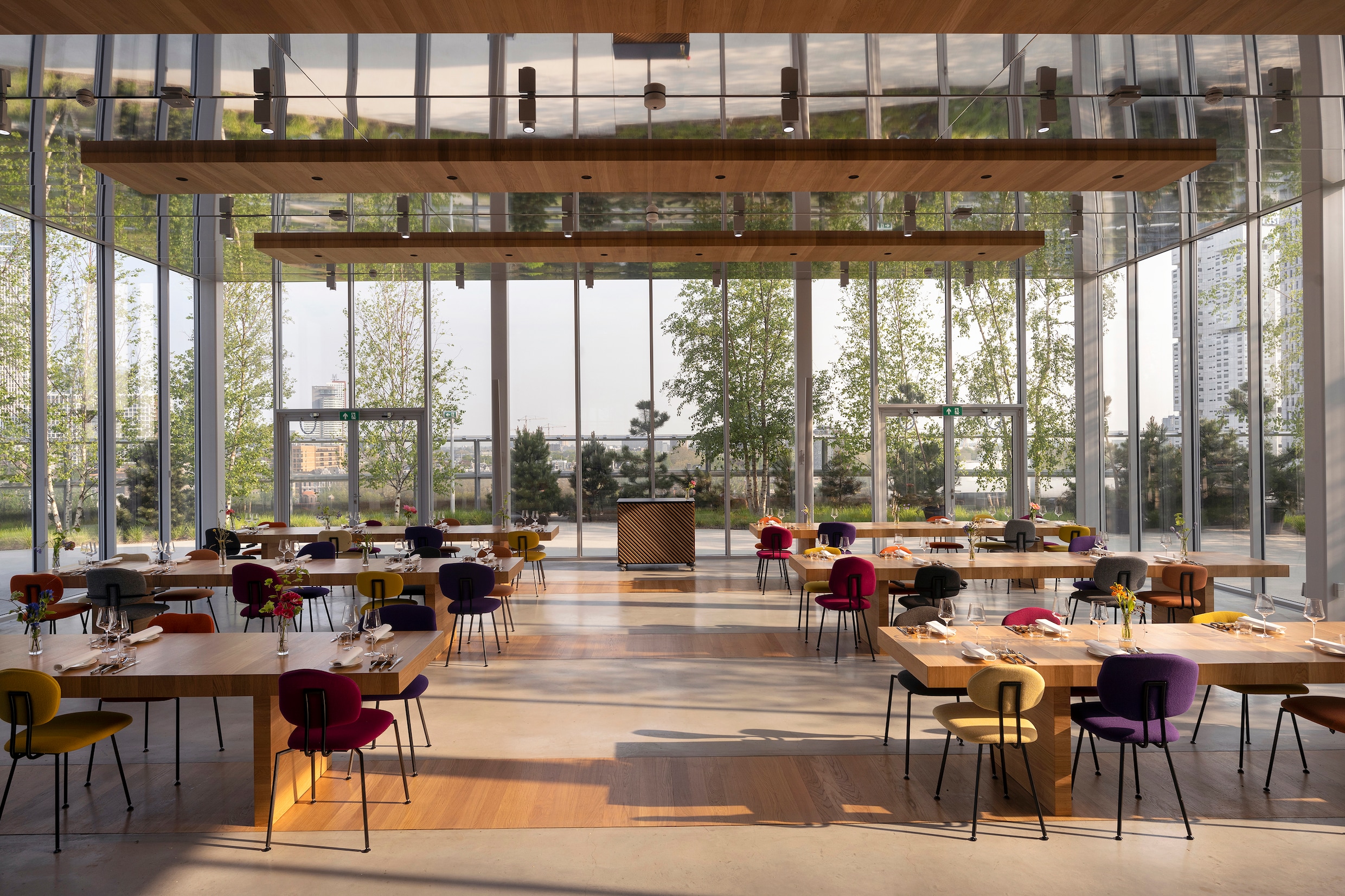 Bij Renilde, op het dak van het dromerige Depot in Rotterdam, schittert ...