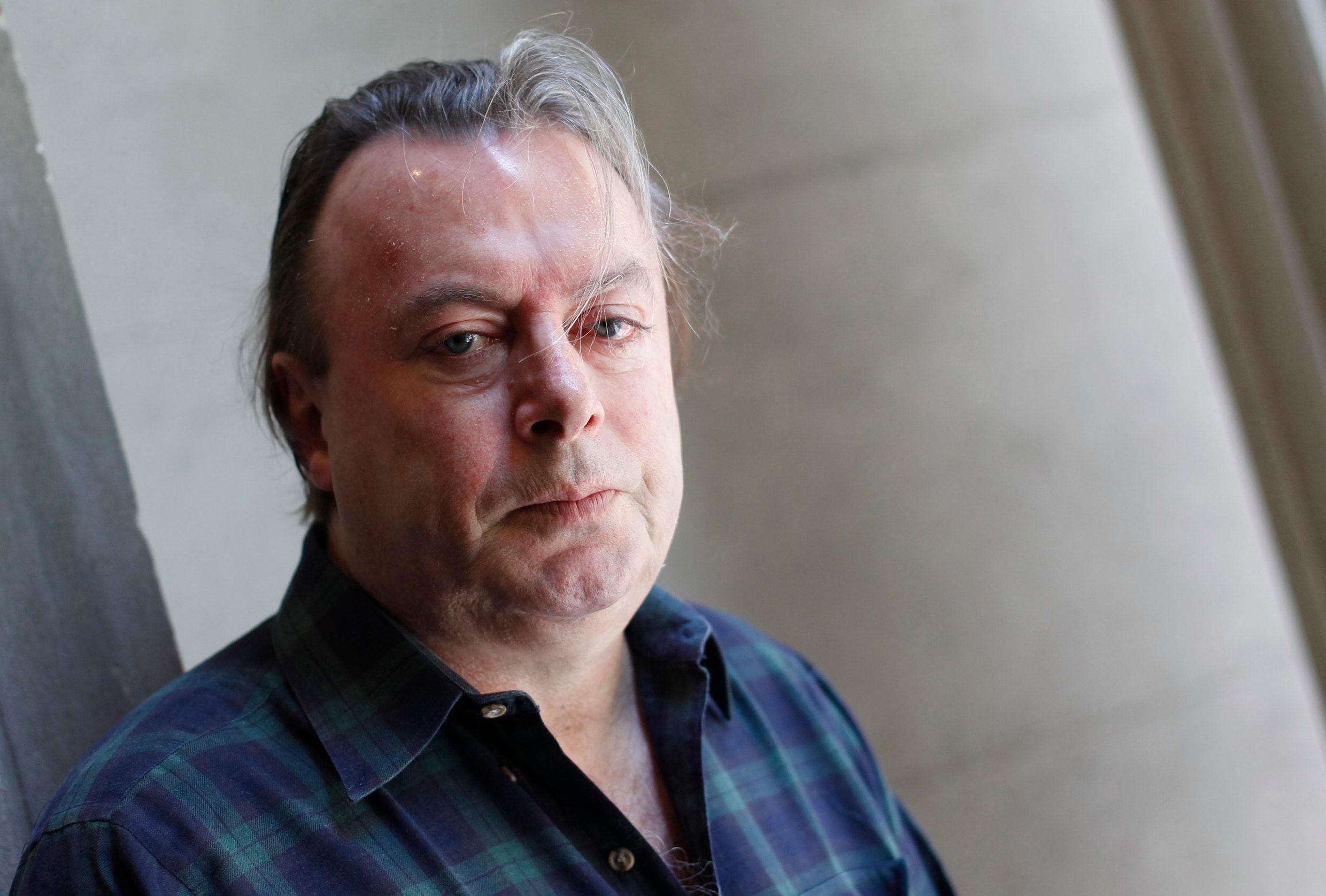 Britse schrijver Christopher Hitchens overleden | de Volkskrant