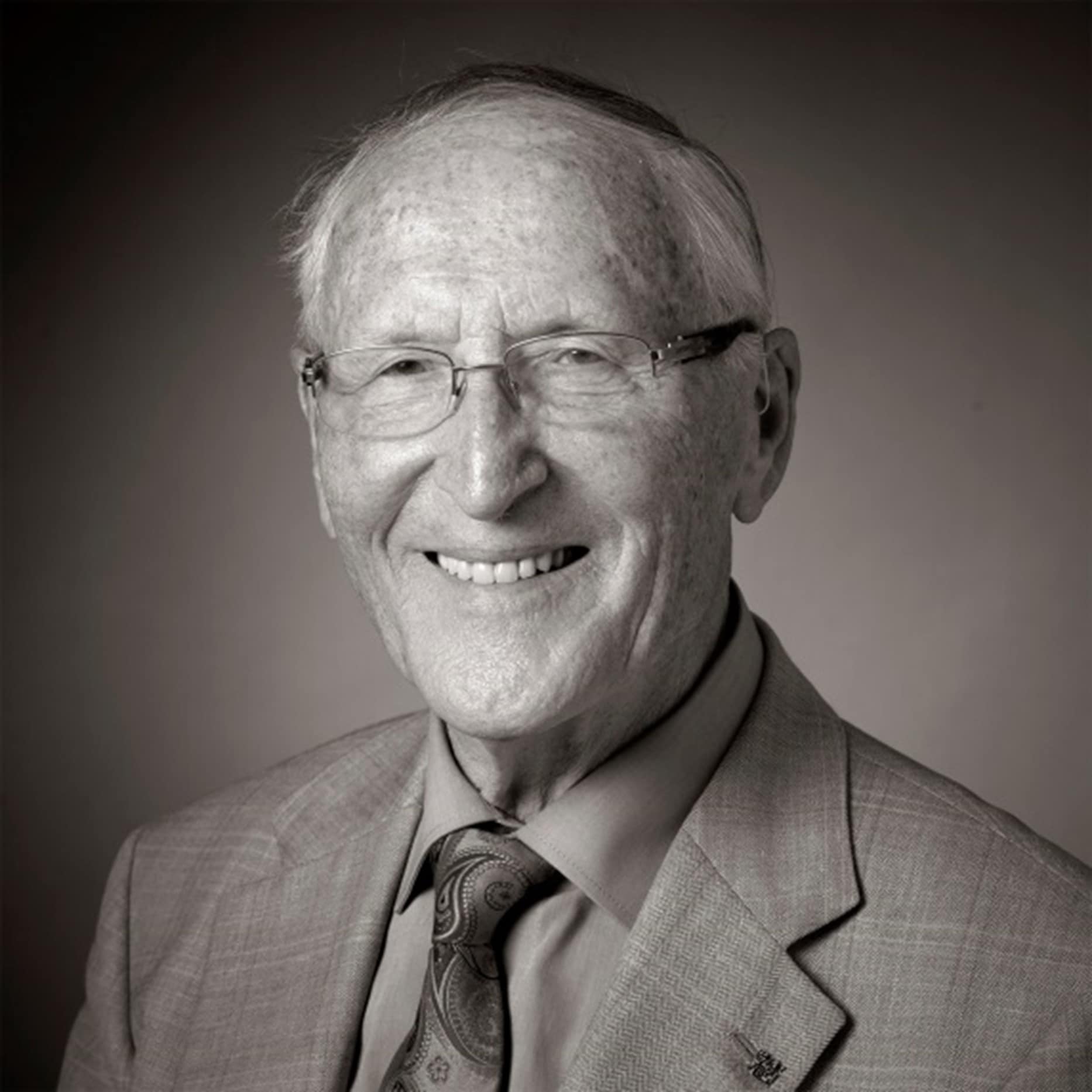 De man die Nederland aan het pinnen kreeg, was bevlogen, streng, en ...