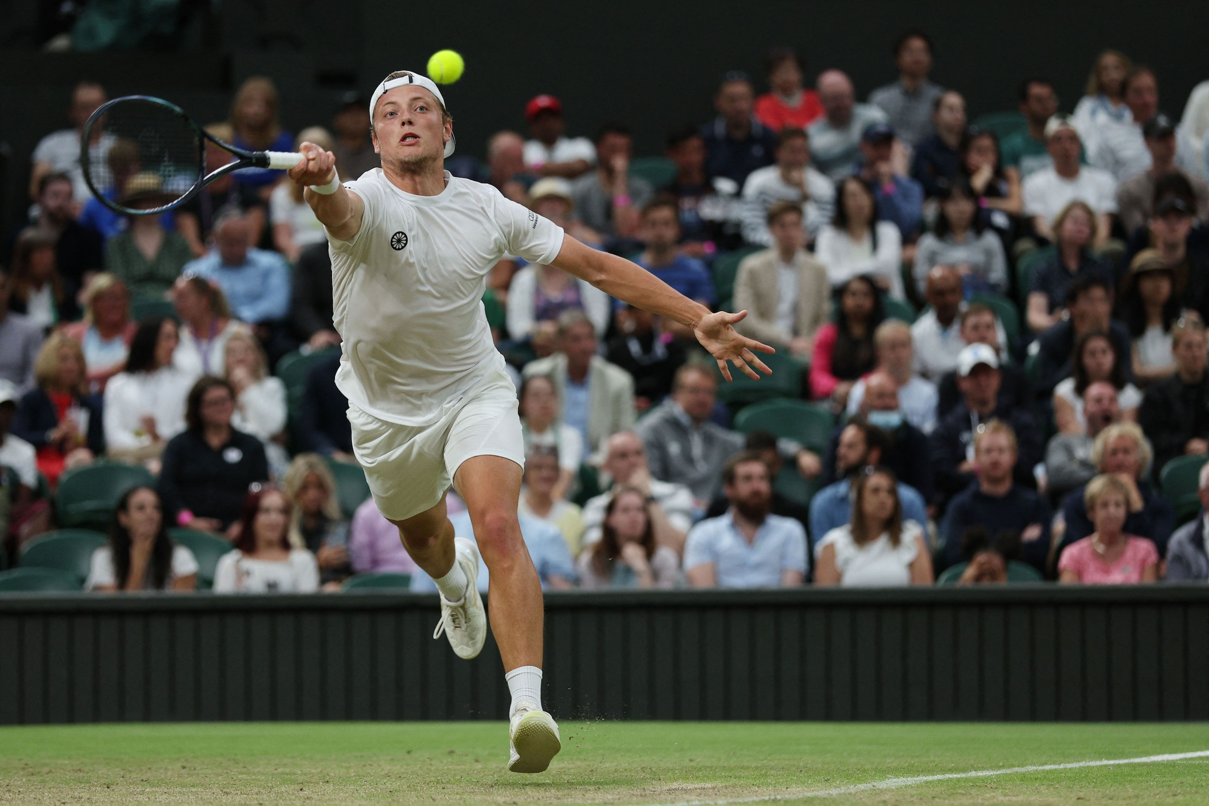 Droomvlucht Van Rijthoven eindigt tegen Djokovic op het Centre Court ...