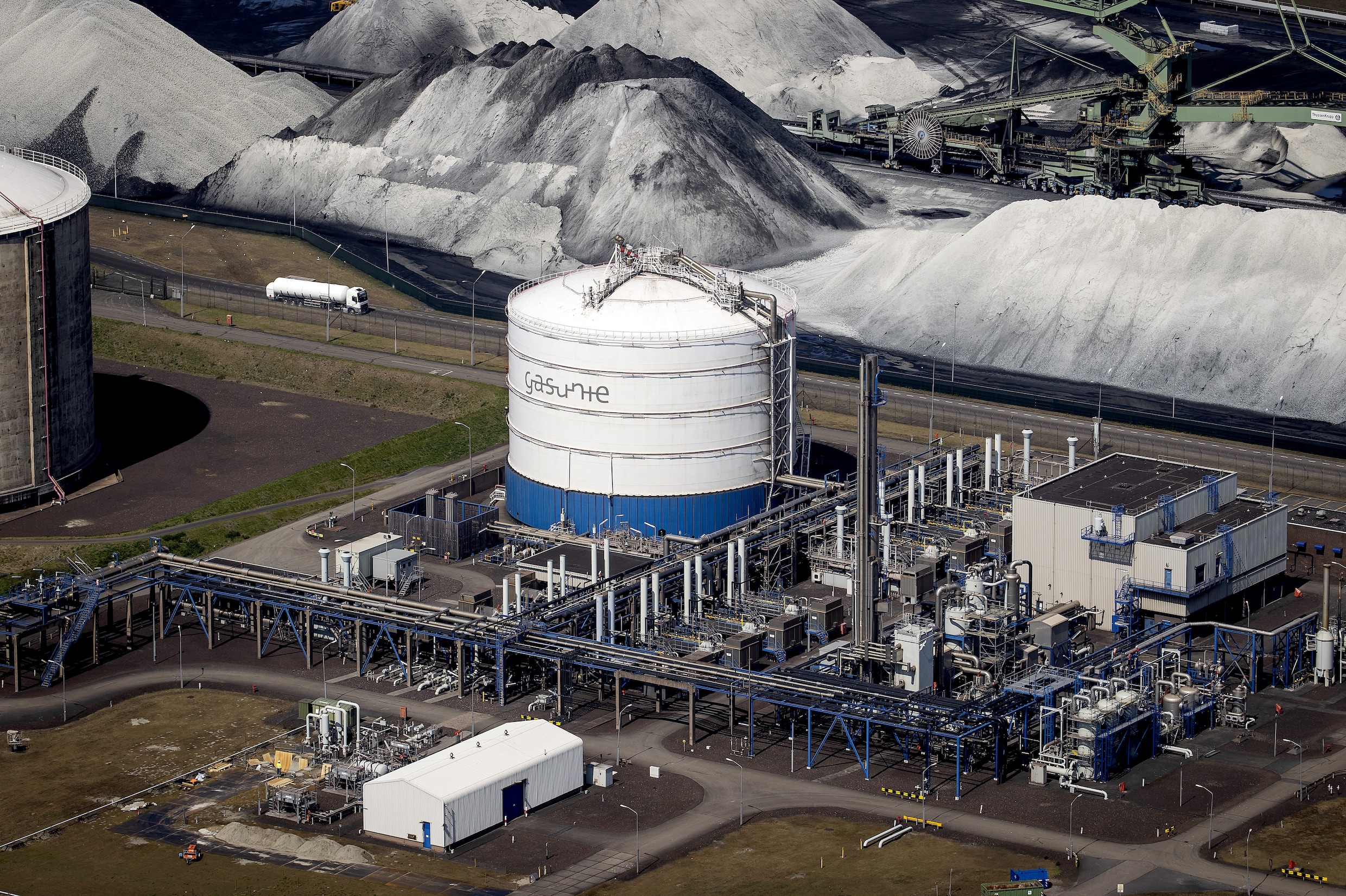 Gas wordt goedkoper: hoeveel scheelt dat voor de schatkist? | de Volkskrant