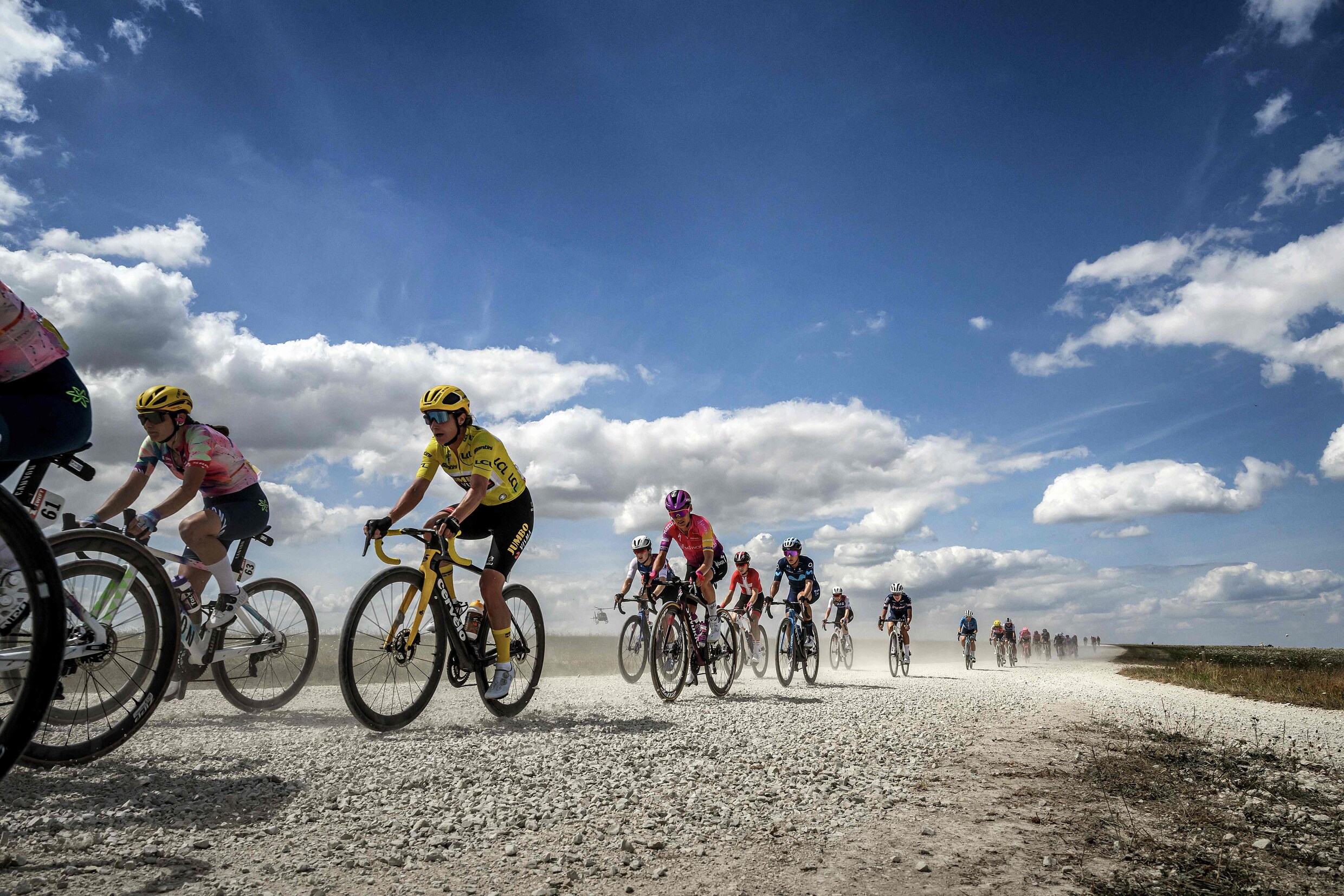 ‘La petite blonde’ Marion Rousse is maar mooi de baas van de Tour voor ...