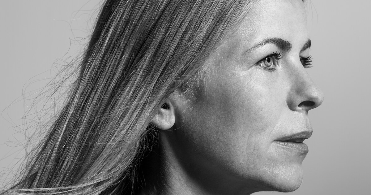 De nieuwe bundel van Maria Barnas is een ontroerend mooi mensenmozaïek ...