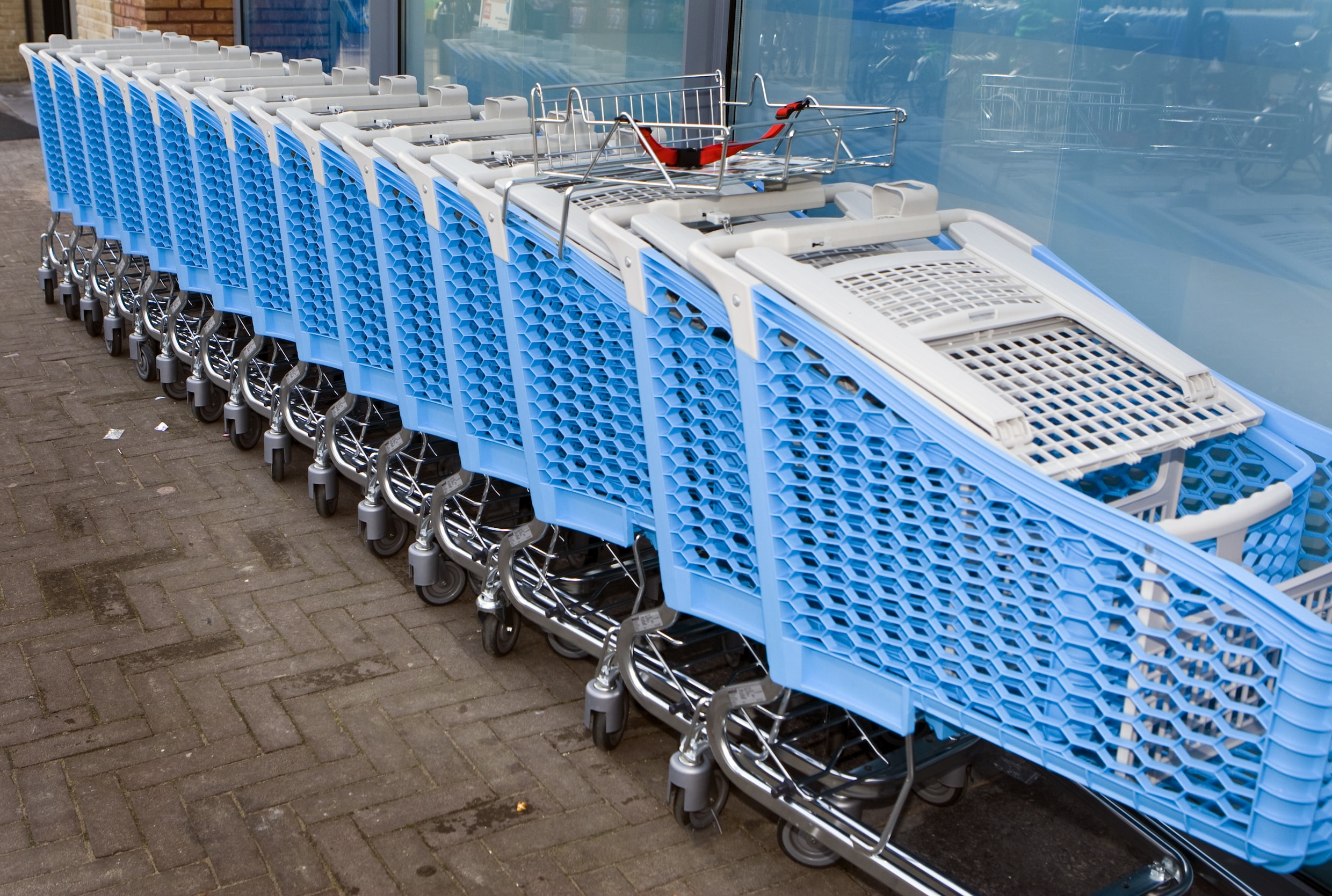 Geen muntje meer in winkelwagen Albert Heijn: tijdens coronacrisis ging ...