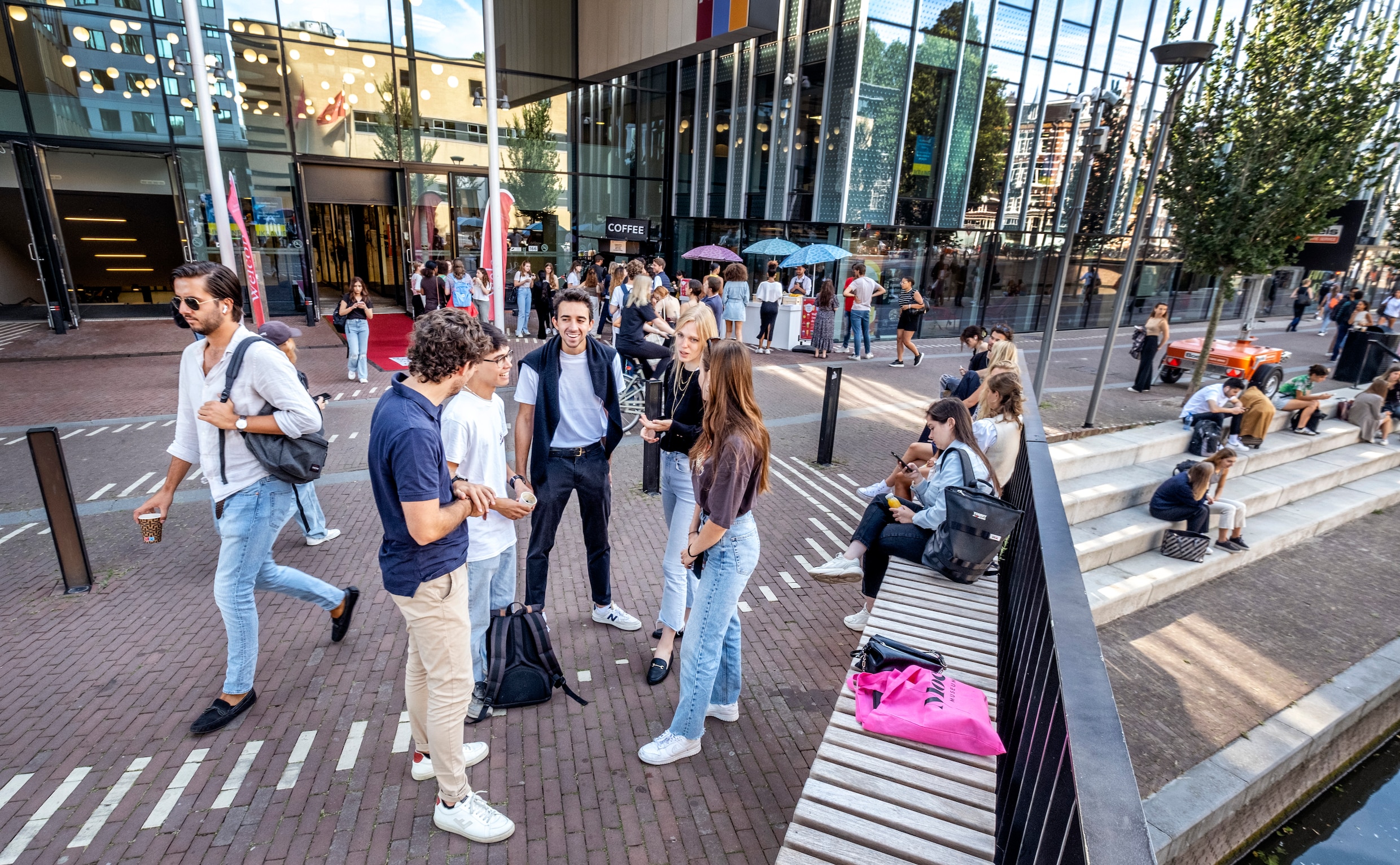 Opinie: Universiteit kunnen eenvoudig zelf de instroom beperken | de ...