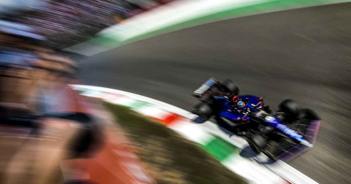 De Vries stunt in eerste F1-kwalificatie en start naast Verstappen aan ...