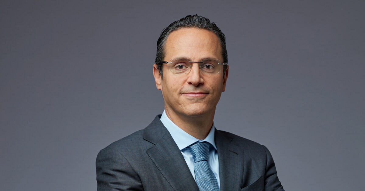 Gaat de nieuwe baas van Shell de energiereus duurzamer maken? | de ...