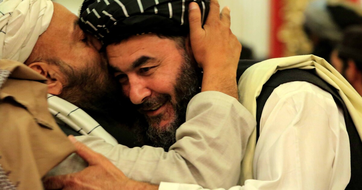 Voor het eerst sinds de machtsovername in Afghanistan ruilen de Taliban ...
