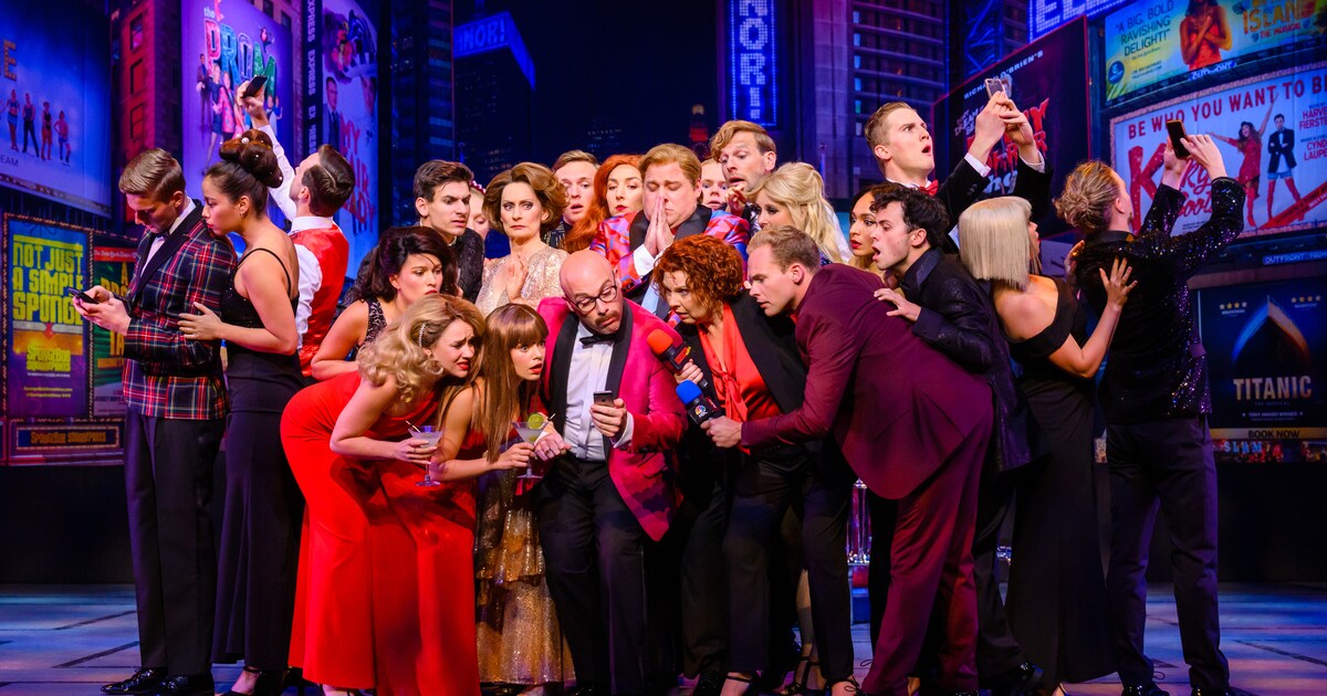 The Prom wordt met zo veel charme, geestdrift, enthousiasme én talent ...