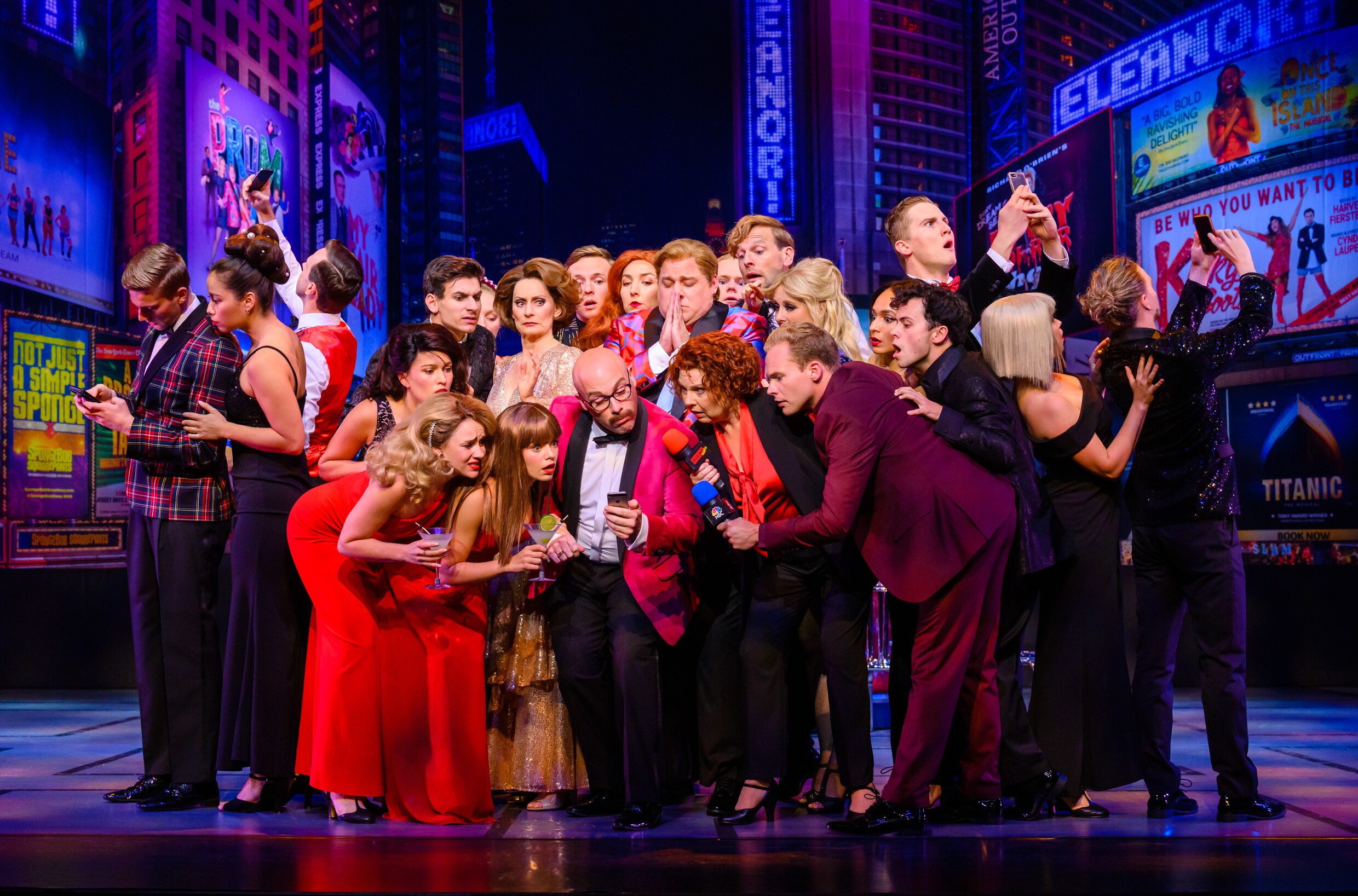 The Prom wordt met zo veel charme, geestdrift, enthousiasme én talent ...