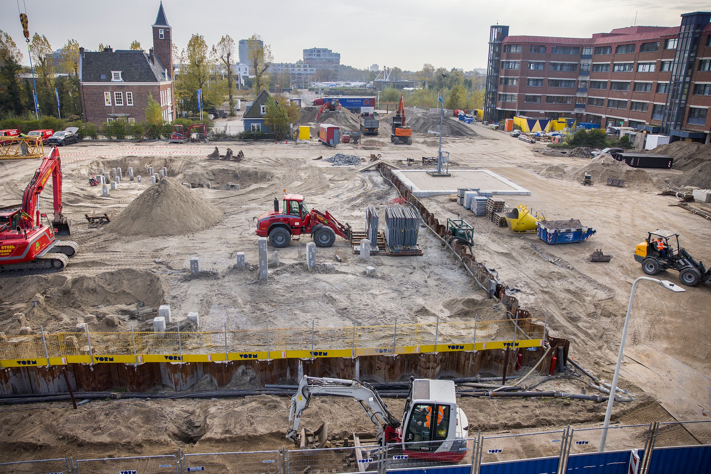 ‘Woningcrisis? Politiek moet meer uitdragen dat de grond van ons ...