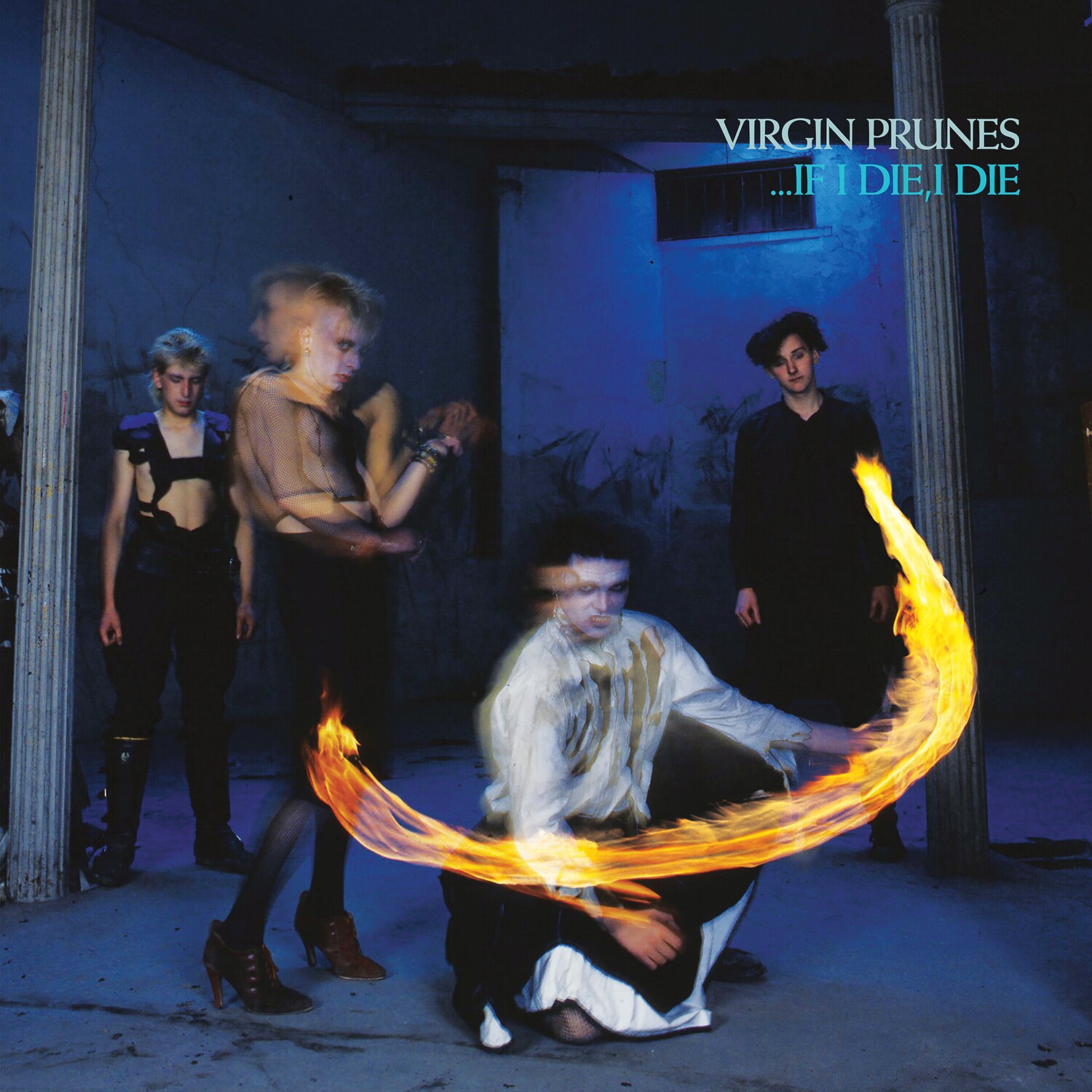 Gavin Friday, frontman van de Virgin Prunes: ‘Bono belt mij regelmatig ...