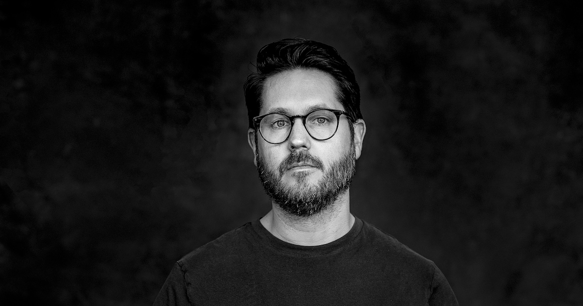 ‘De beesten’ van Gijs Wilbrink is een dijk van een debuutroman ...