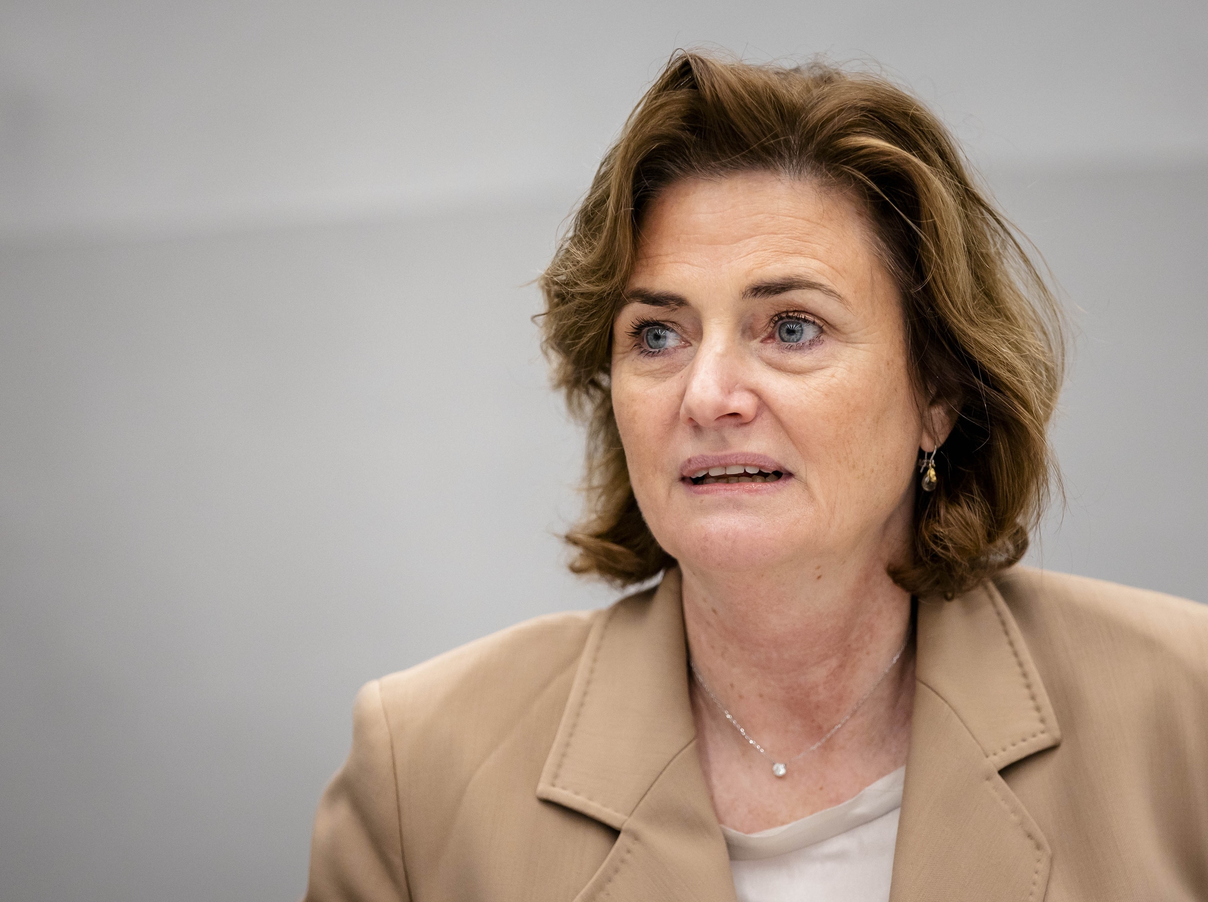 Minister Van Gennip gaat ‘startbanen’ onderzoeken voor statushouders ...