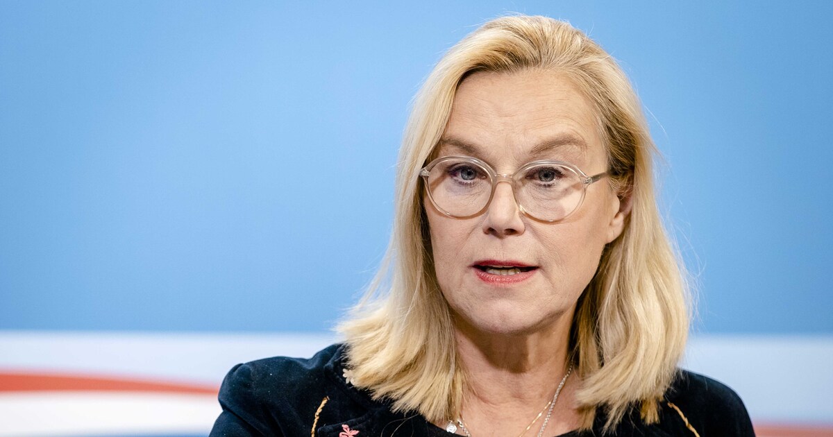 Het kabinet kan niet langer elk probleem oplossen met een zak geld, het ...