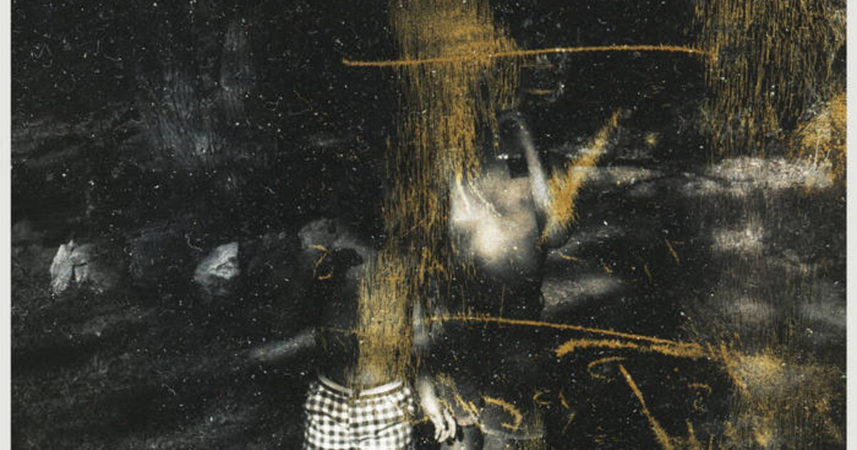 Bill Callahans droeve stem past goed bij de herfstige piano en synths van John Mark Lapham ...