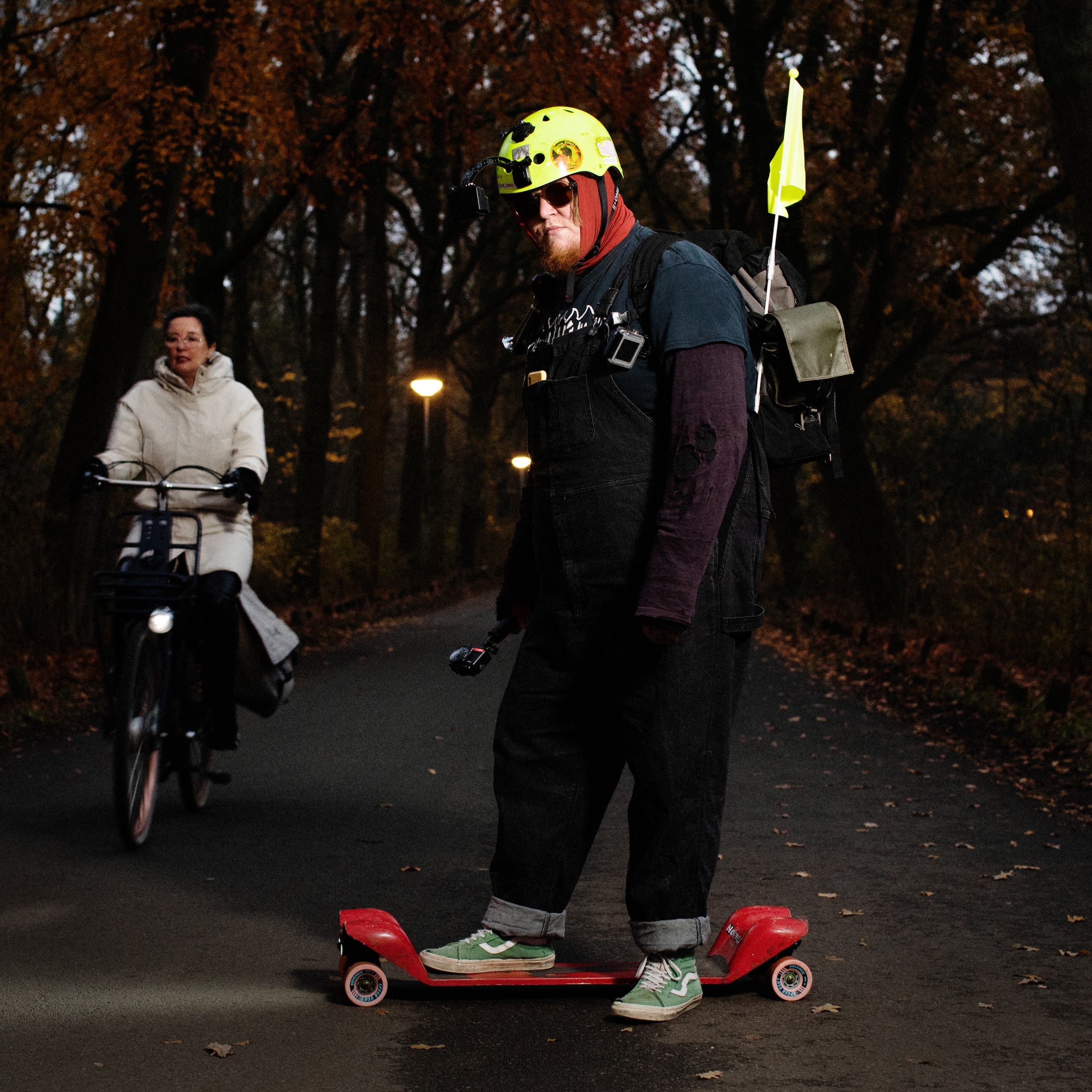 Jezus Cinco skatet op het platteland in Groningen: ‘Ik heb veel volgers ...