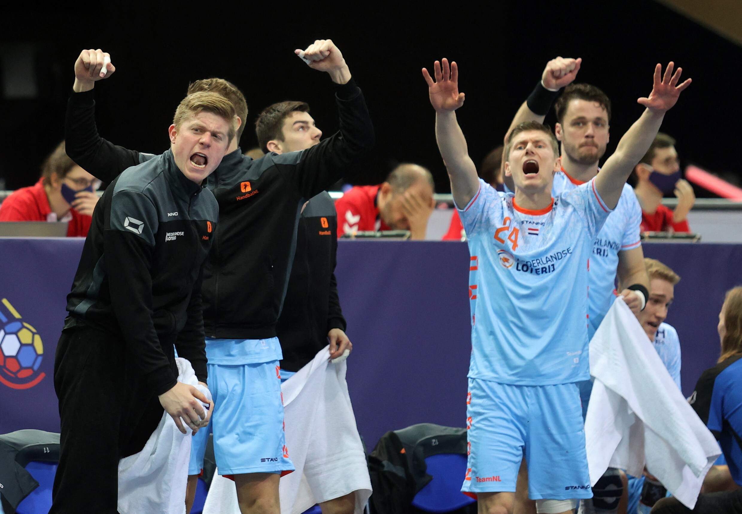 Bankzitters slepen nationale handbalploeg op WK door moeilijke fase ...