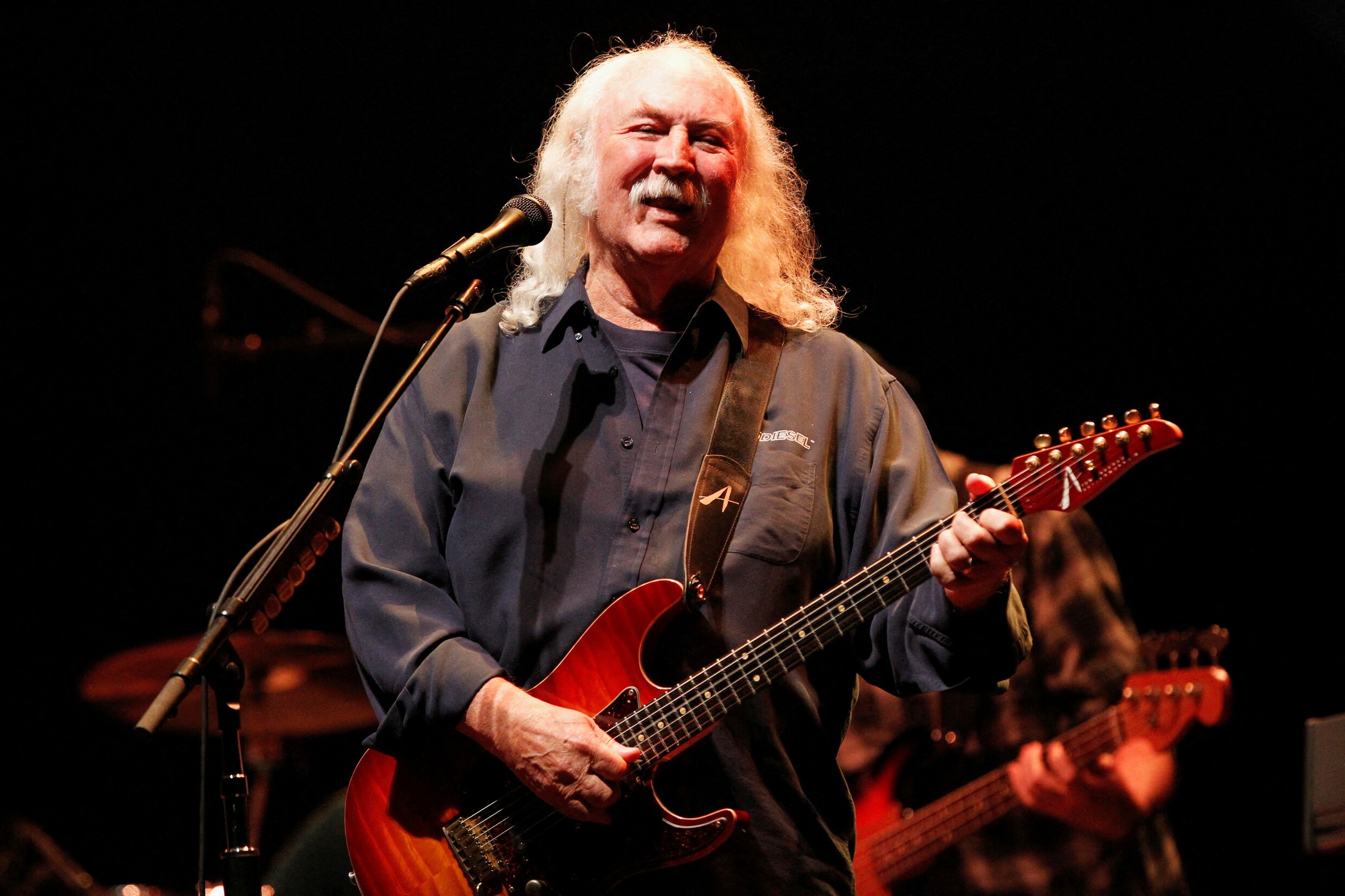 Amerikaanse singer-songwriter David Crosby (81) overleden | de Volkskrant