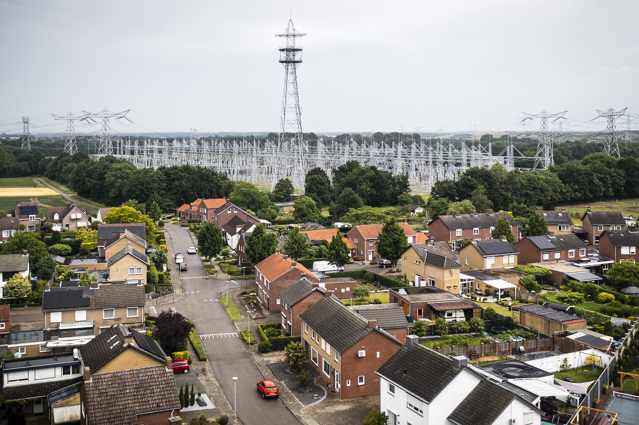 Verkoop Duitse deel hoogspanningsnet levert Nederland mogelijk ...
