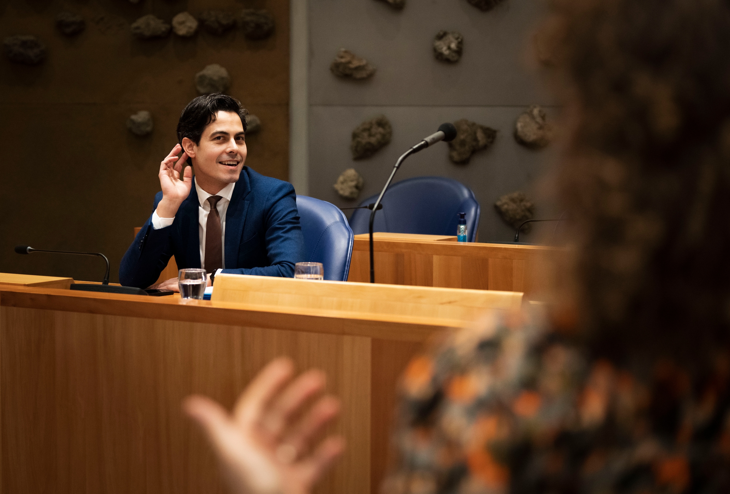 Jetten probeert zorgen weg te nemen tijdens salderingsdebat, maar links ...