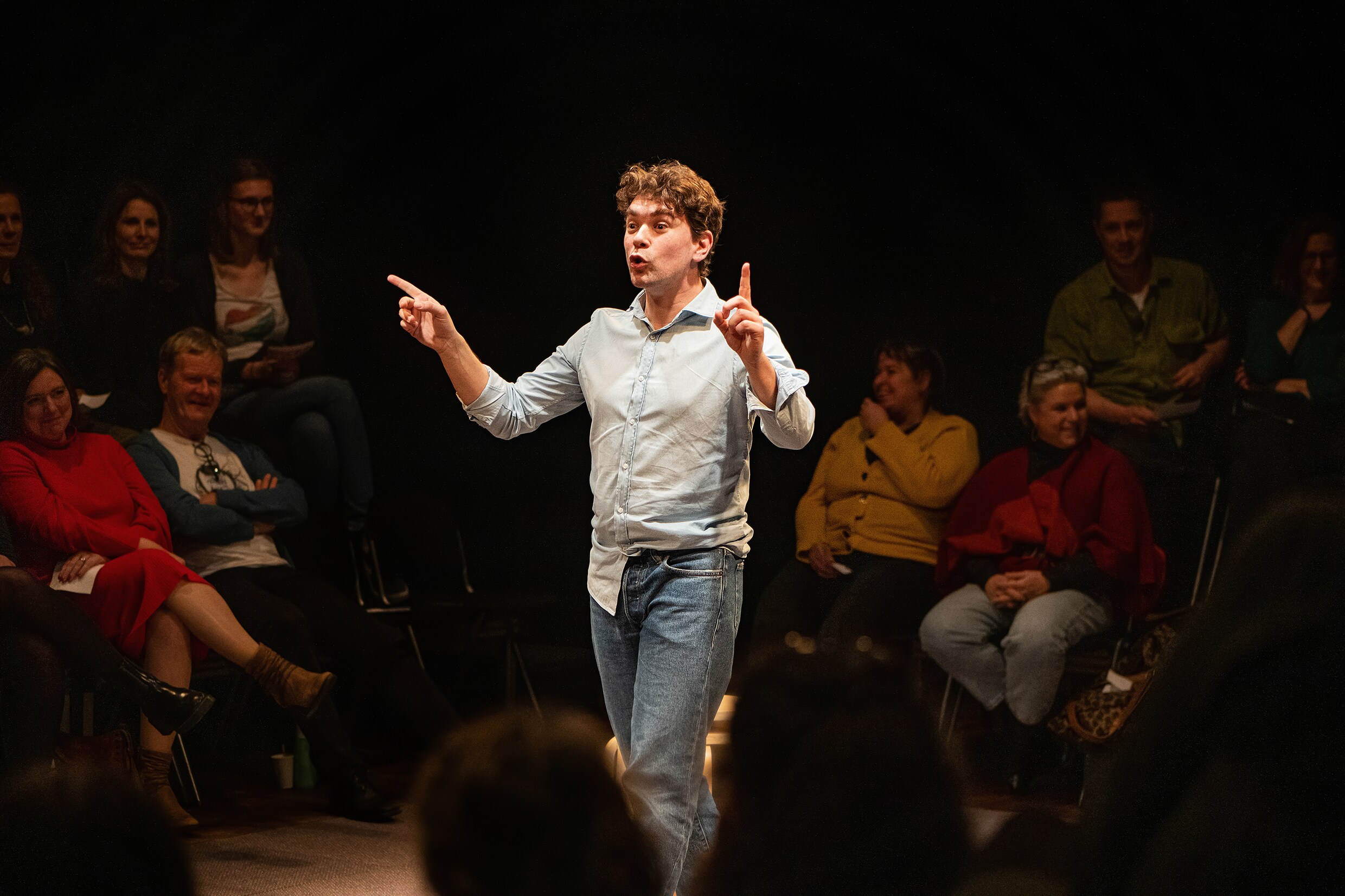 Ondanks de zware thematiek heeft de wervelende solo Every Brilliant ...