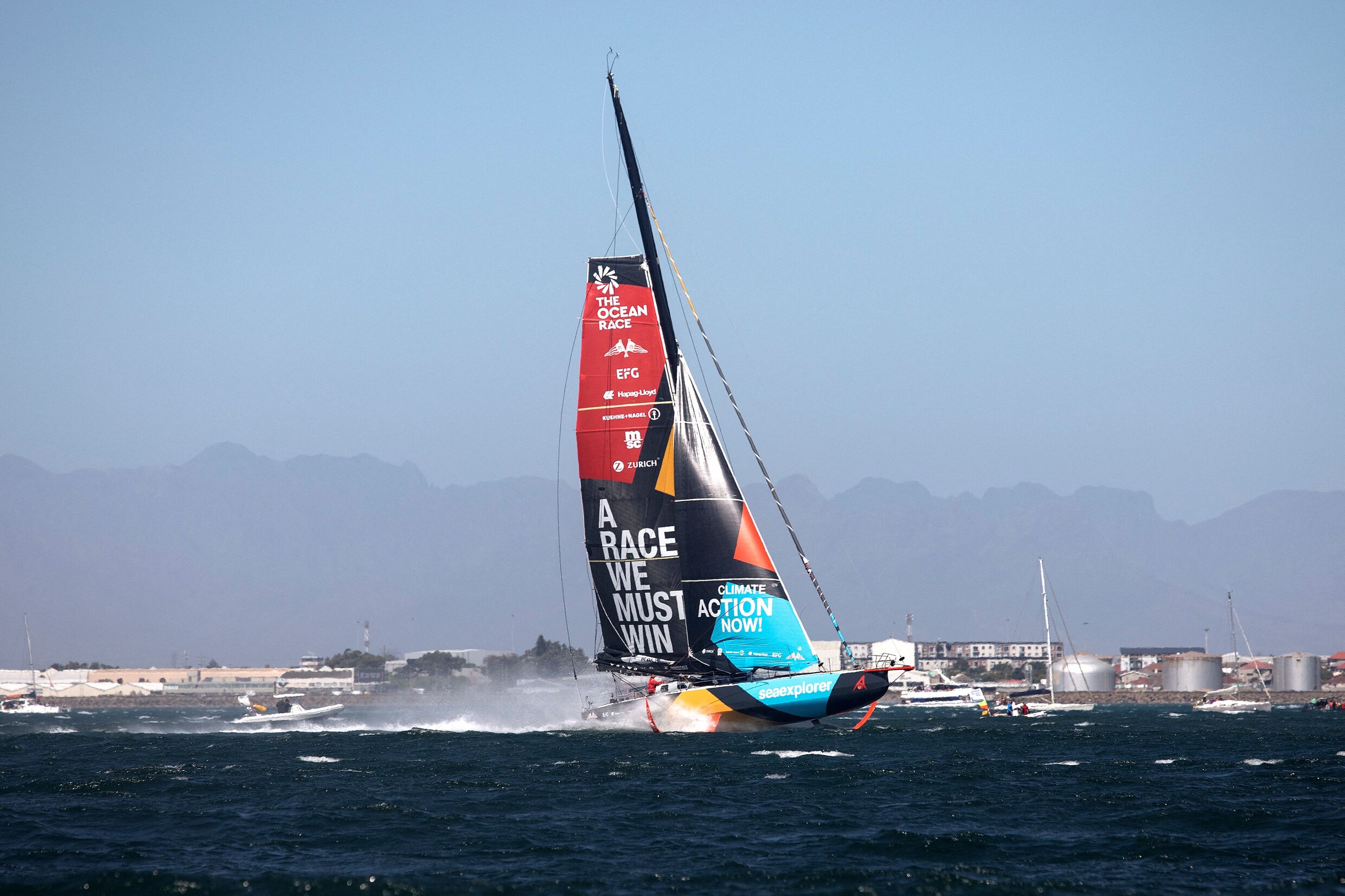 Geen koffiedame, maar co-schipper: Rosalin Kuiper trotseert in Ocean ...