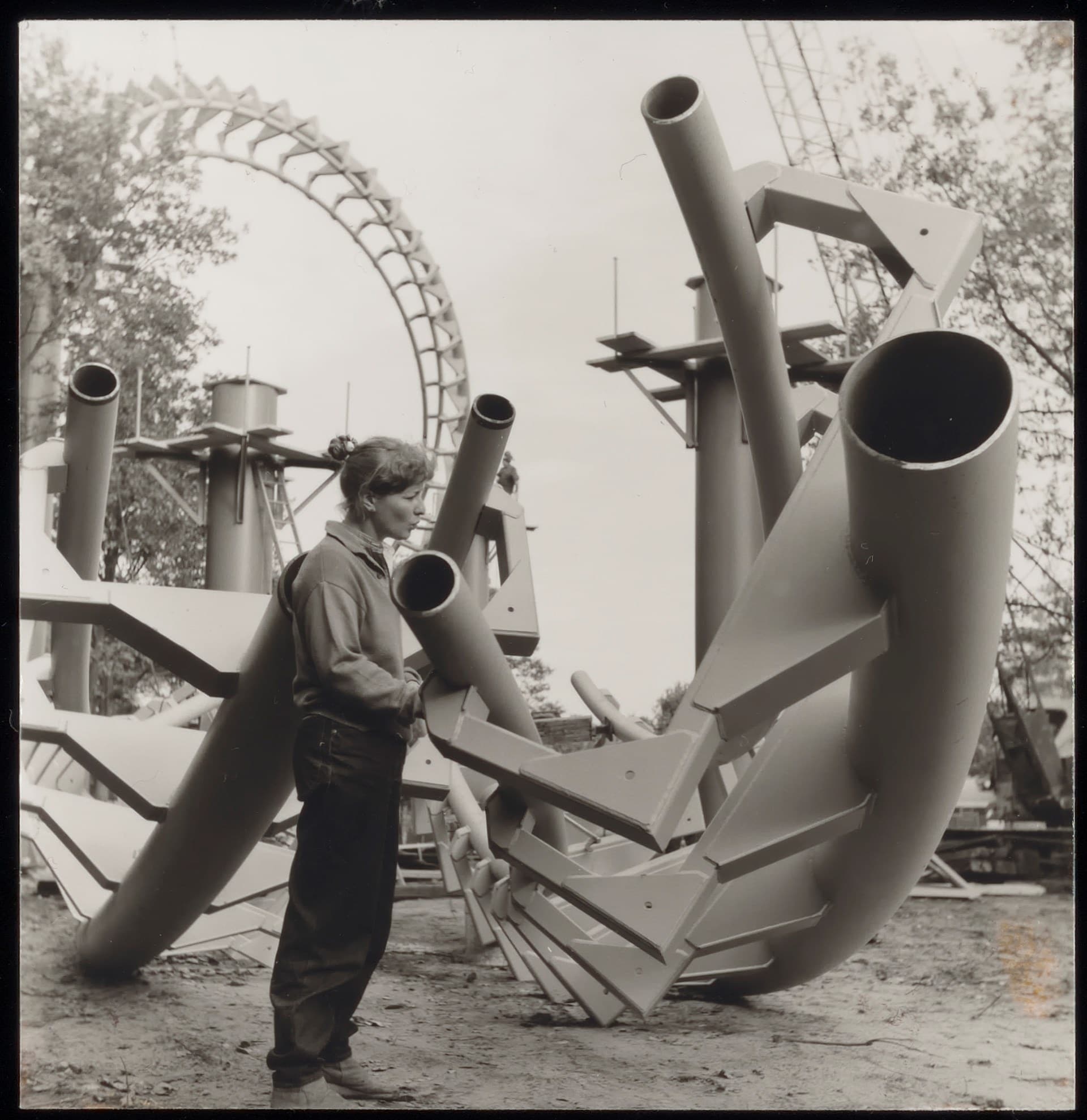 Massa's mensen vallen nog steeds voor de nostalgie van de Efteling ...