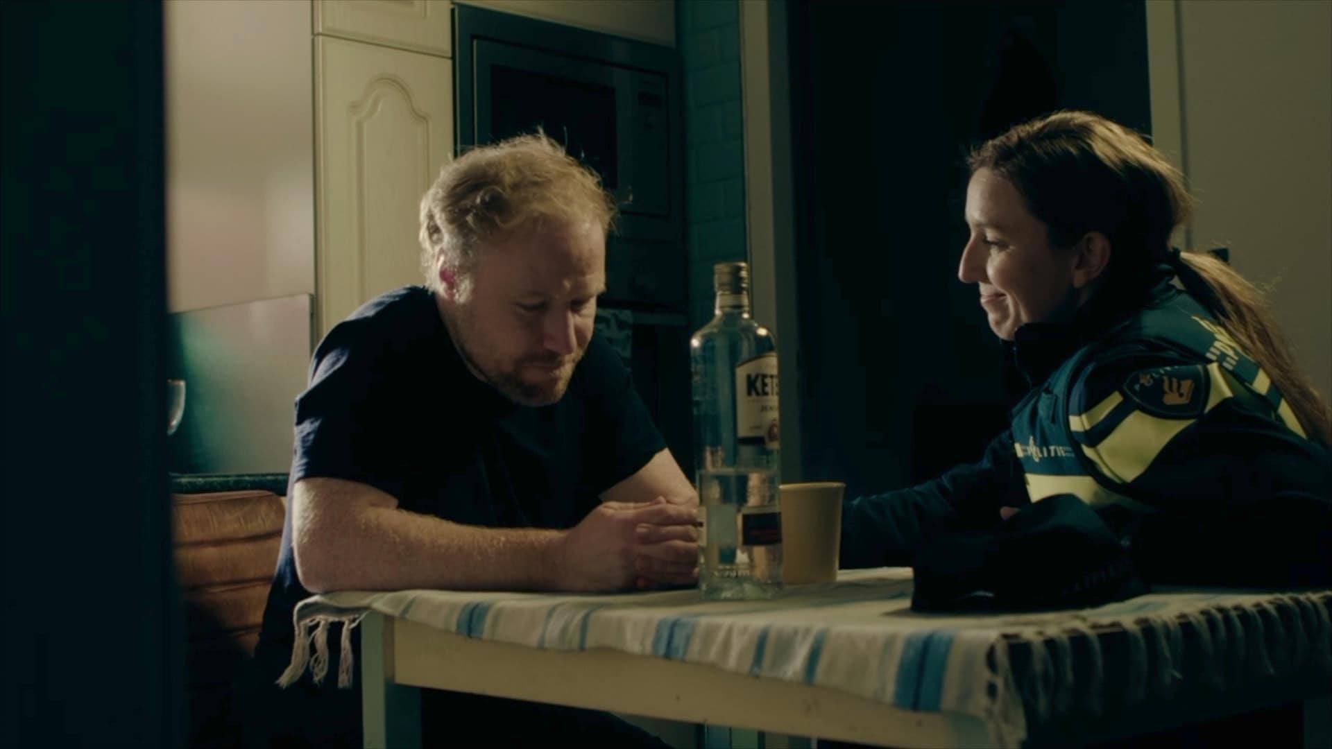 Recensie: De nodige gelaagdheid ontbreekt in de thriller Polder | de ...